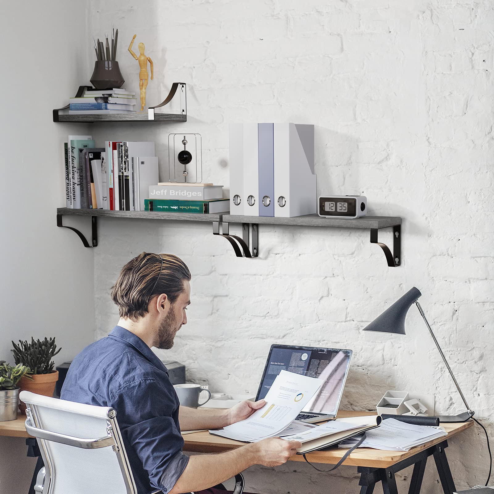 AMADA HOMEFURNISHING Floating Shelves Wall Mounted Set of 3, Rustic Wood Wall Shelves for Bedroom, Bathroom, Living Room, Kitchen, Laundry Room Storage & Decoration, Gray