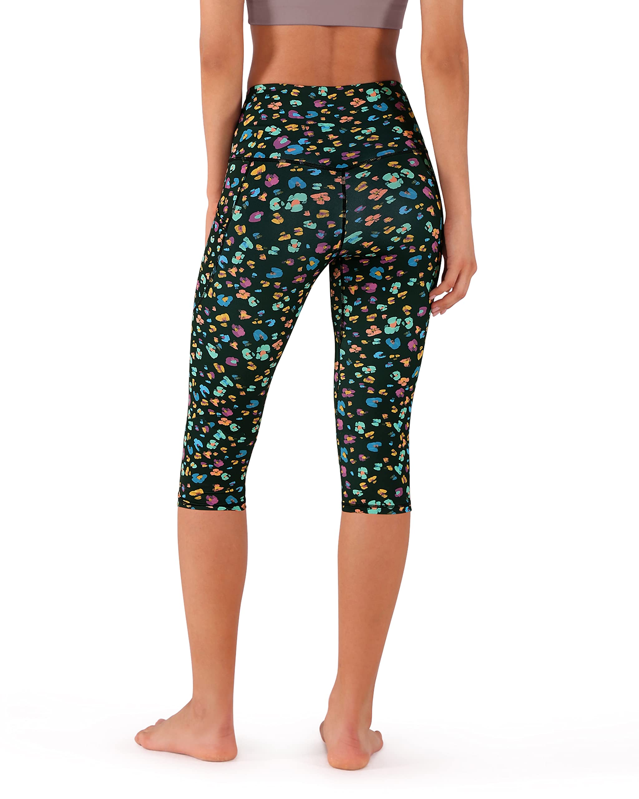 ODODOS Women's High Waisted Printed Yoga Capris with Pocket, Tummy Control Non See Through Workout Sports Running Athletic Capri Leggings, Colorful Camo, Large
