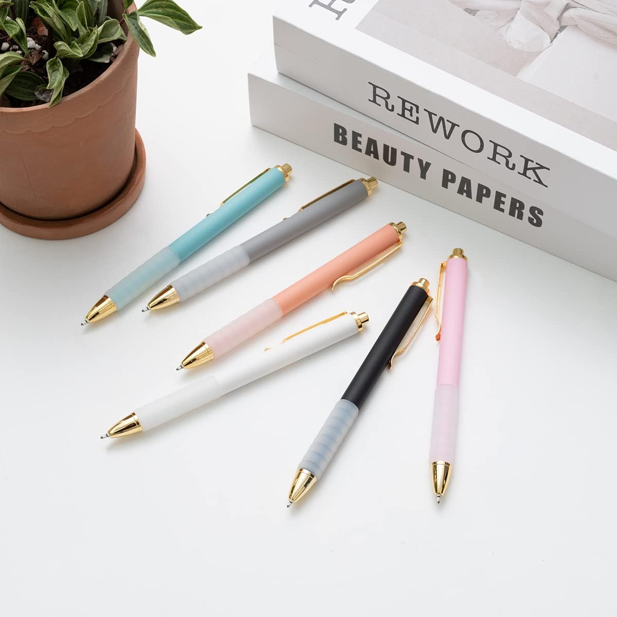 HuoHuair Pens, Pens Fine Point Smooth Writing Pens, Personalized Ballpoint Pens Bulk, Flair Colorful Pens, Black Ink 1.0 mm Journaling Pen, Office Supplies for Women & Men, Note Taking