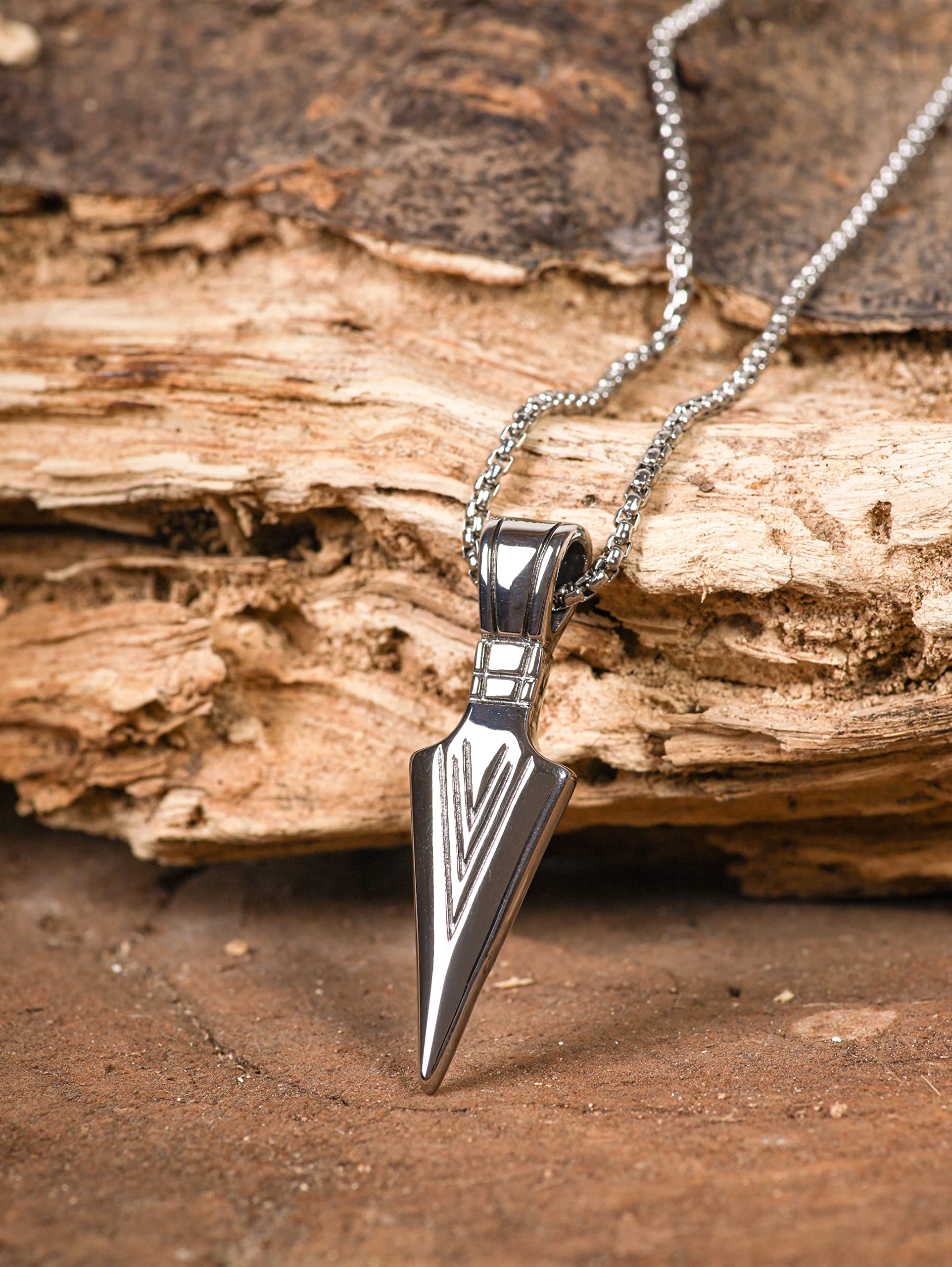 HAQUIL Arrowhead Necklace, Silver Plated Stainless Steel Arrowhead Pendant, Box Chain, Jewelry Gift for Men