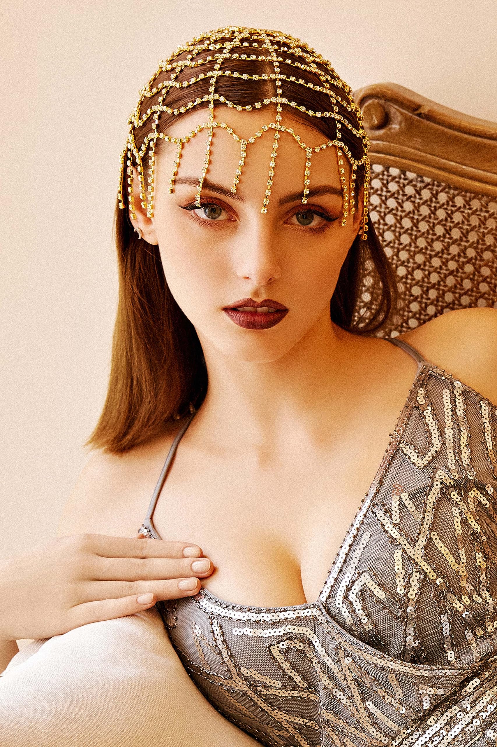 BABEYOND Vintage Style Roaring 20s Crystal Rhinestone Flapper Cap Headpiece Head Jewelry Chains (A-Gold)