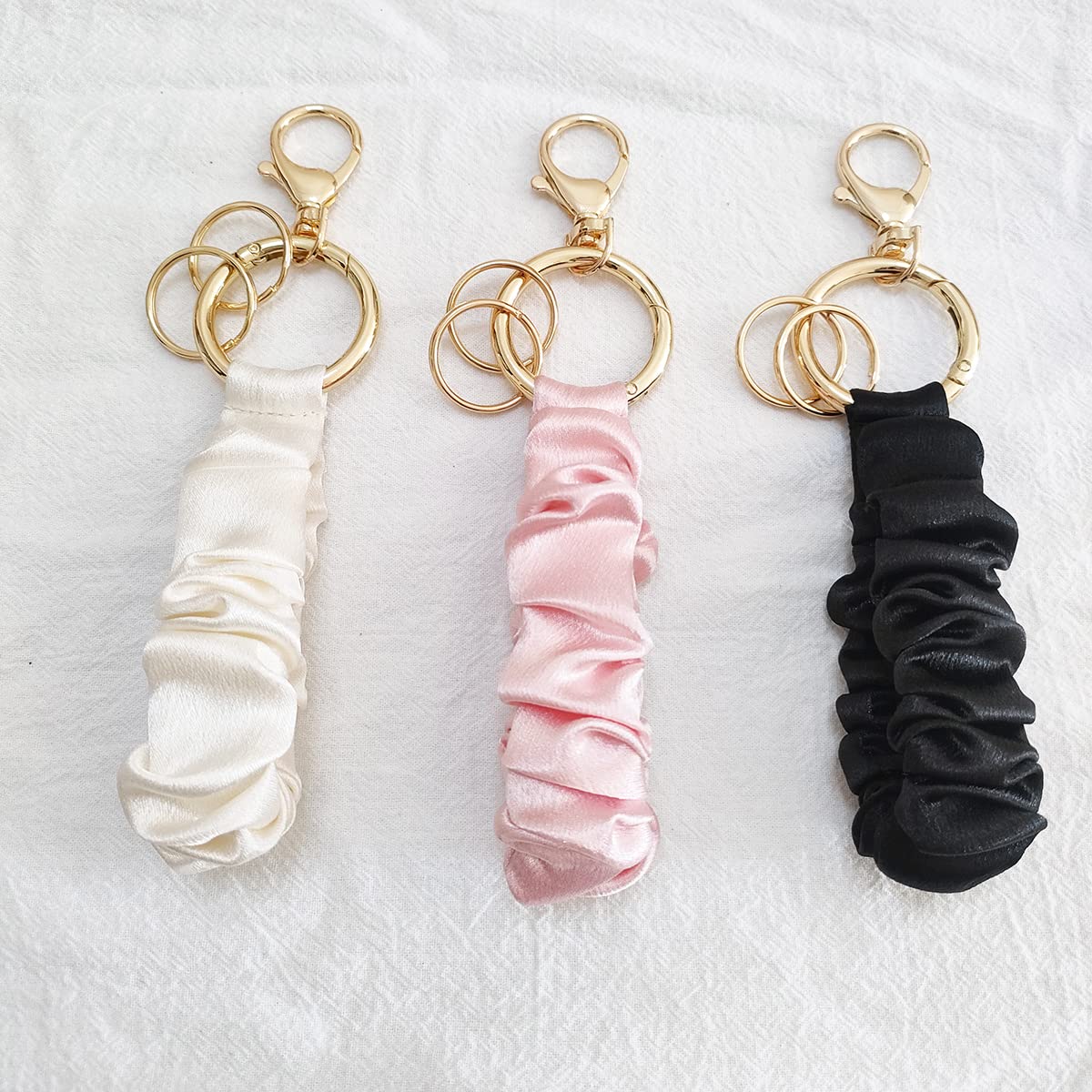 Junyuerly Wrist Strap Key Chain Elastic Scrunchie Bracelet Multifunctional Key Ring for Women (Style A -white)