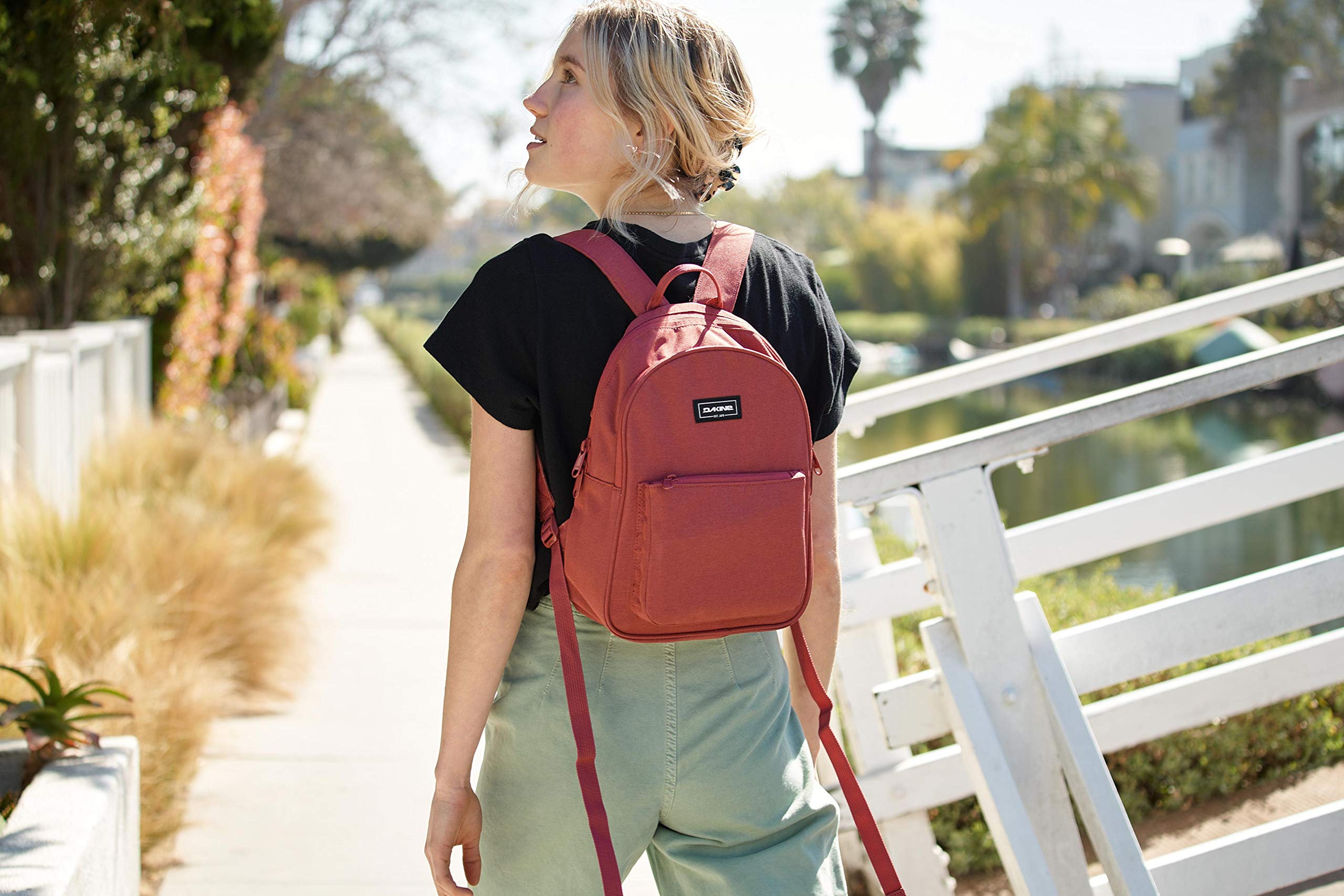 Dakine Essentials Mini 7L Backpack - Emerald Tropic