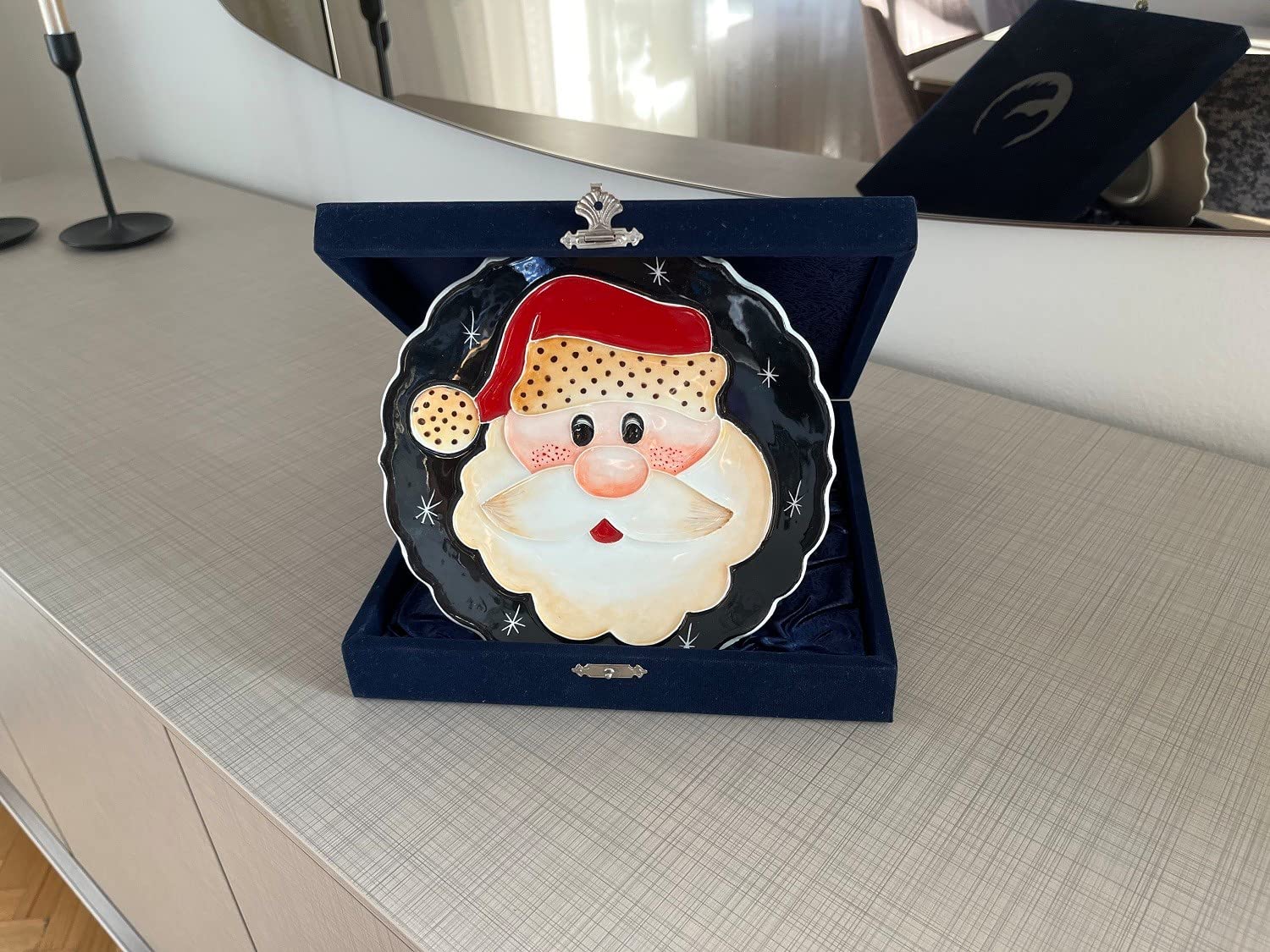 Anka Handcrafts - Christmas Home Decors – Tonton Santa Claus - Handmade & Handpainted Ceramic Plates with Unique Embossed Surface – w Navy Int. Velvet Case – Christmas for Homes 775