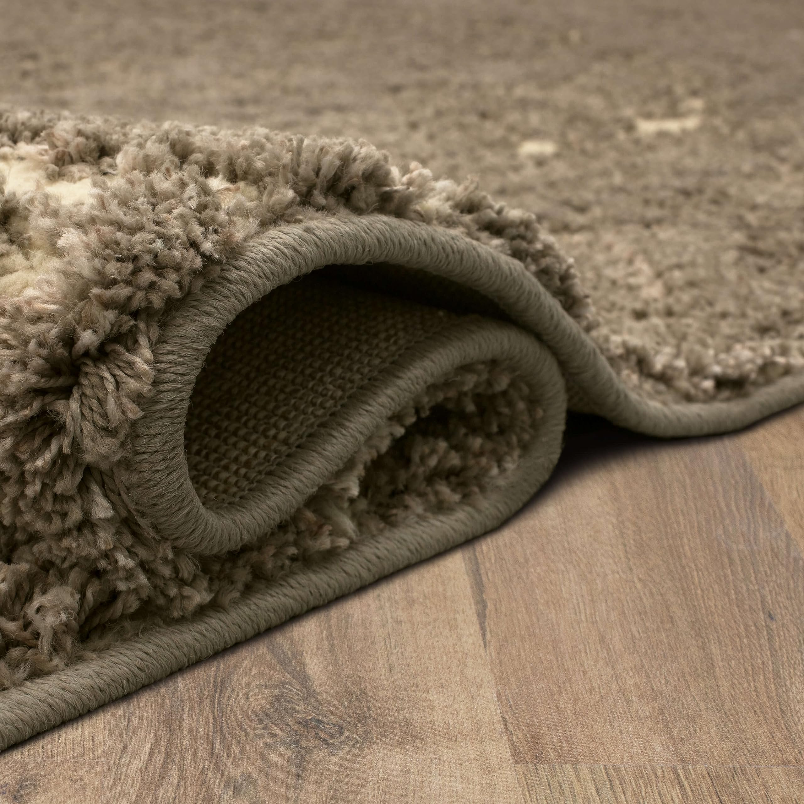 Mohawk Home Francesca Ornamental Medallion Sand 8' x 10' Shag Area Rug Perfect for Living Room, Dining Room, Office