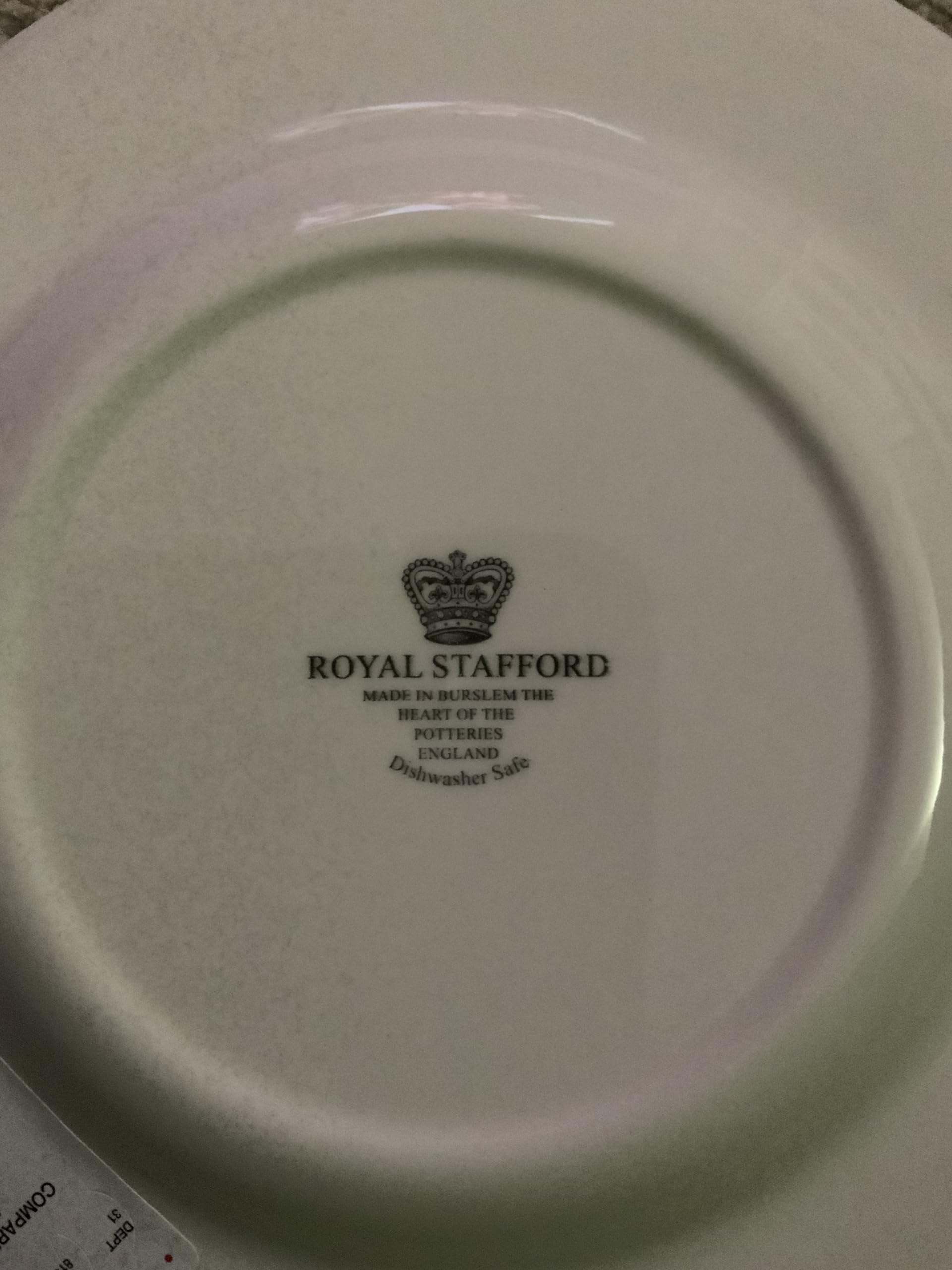 Royal Stafford Christmas plates Santa's Workshop set of 4 (8.5 inch)