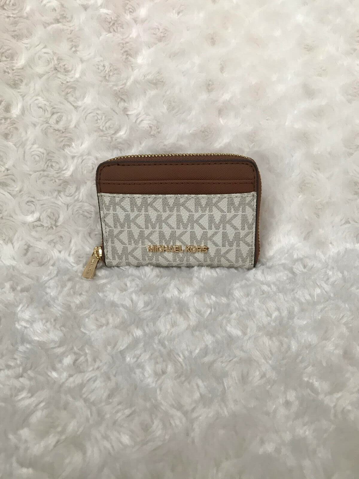 Michael Kors unisex Jet Set Travel Medium Zip Around Card Case (Vanilla/Luggage)