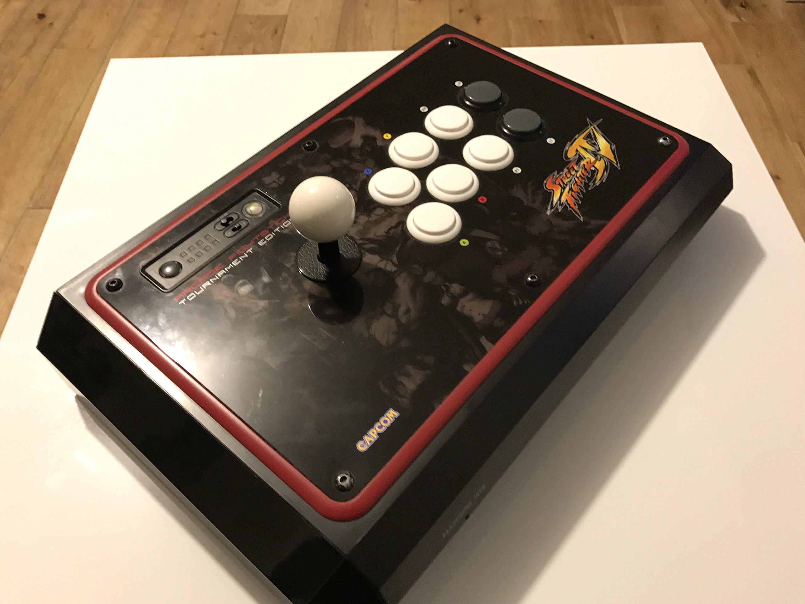 Xbox 360 Street Fighter IV Round 2 Arcade FightStick Tournament Edition