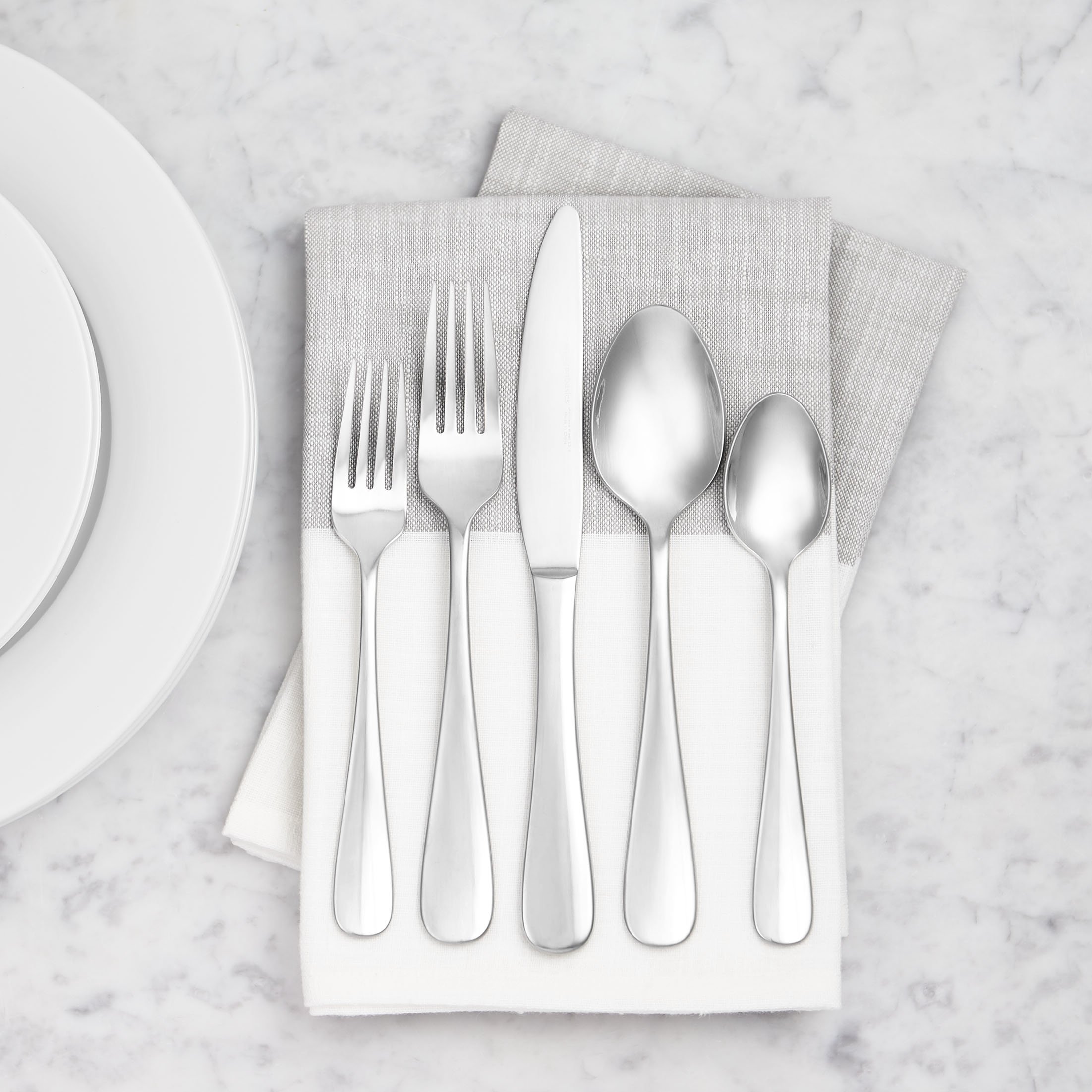 Amazon Basics Stainless Steel Dinner Forks with Round Edge, Pack of 12