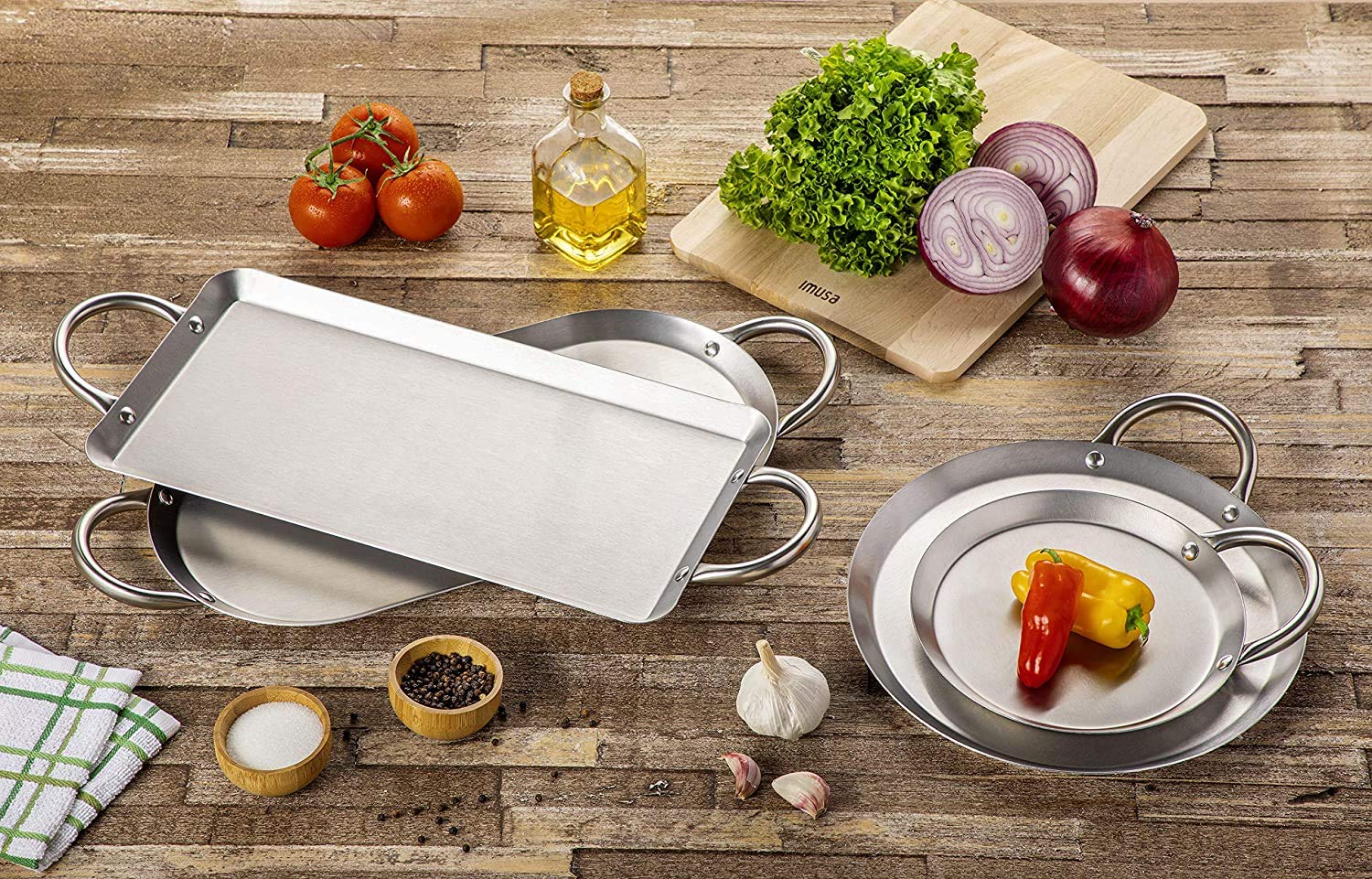 Imusa - L300-40512 IMUSA USA 17" Stainless Steel Oval Comal, Silver