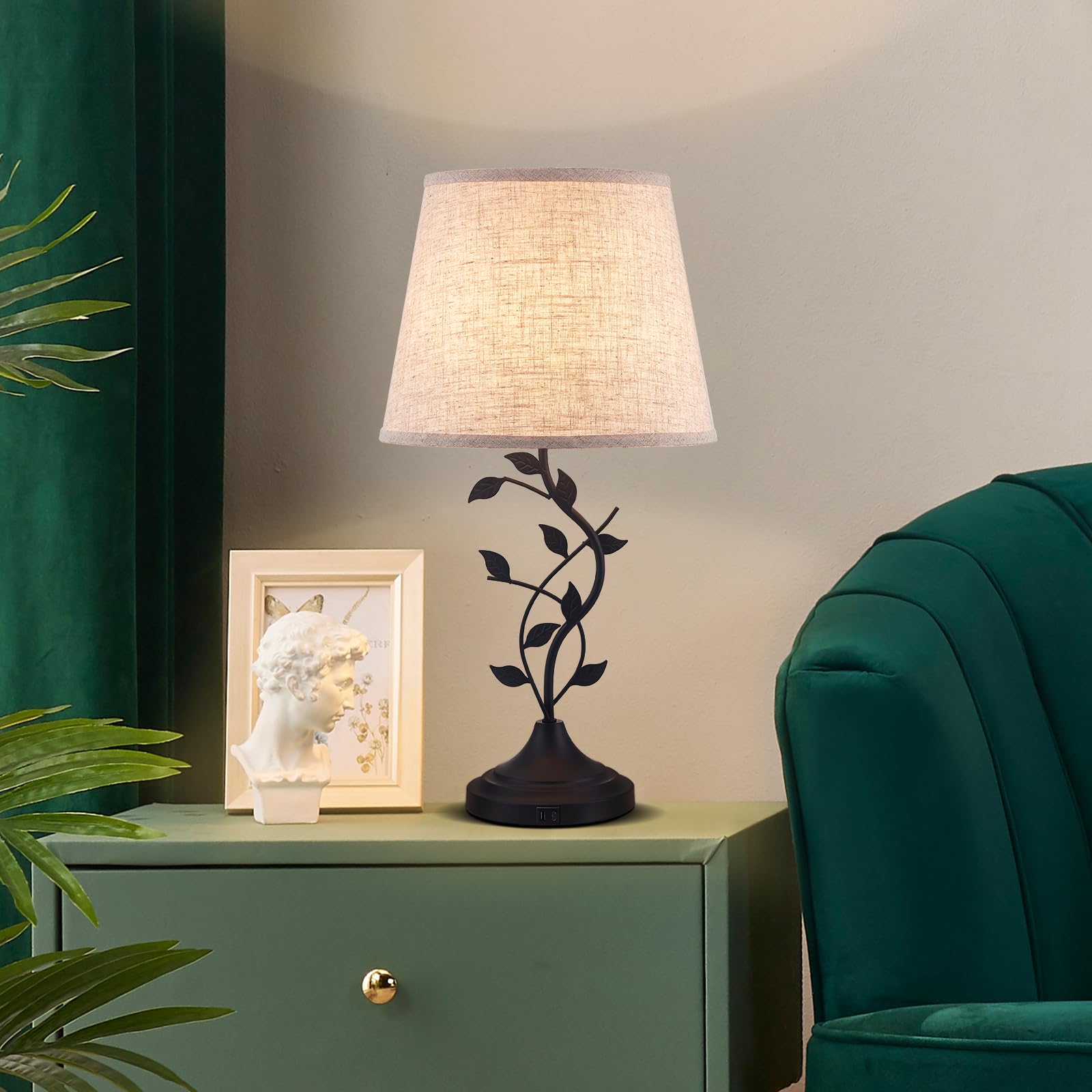 Kakanuo USB Charging Bedside Nightstand Lamp for Living Room and Bedroom - Traditional Tall Retro Desk Lamp with USB-A and USB-C Ports