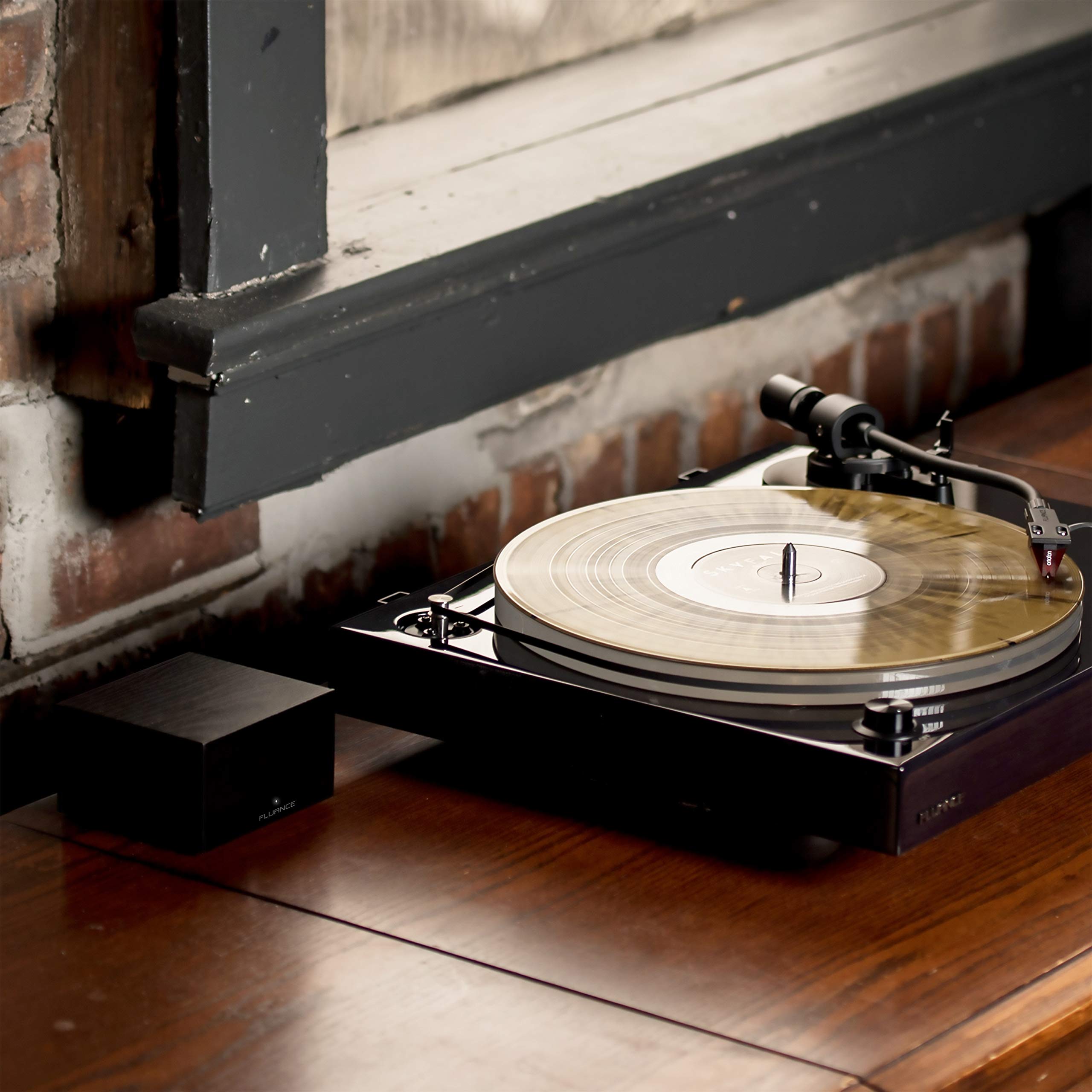 Fluance PA10 High Fidelity Phono Preamp (Preamplifier) with RIAA Equalization for MM Turntables/Vinyl Record Players