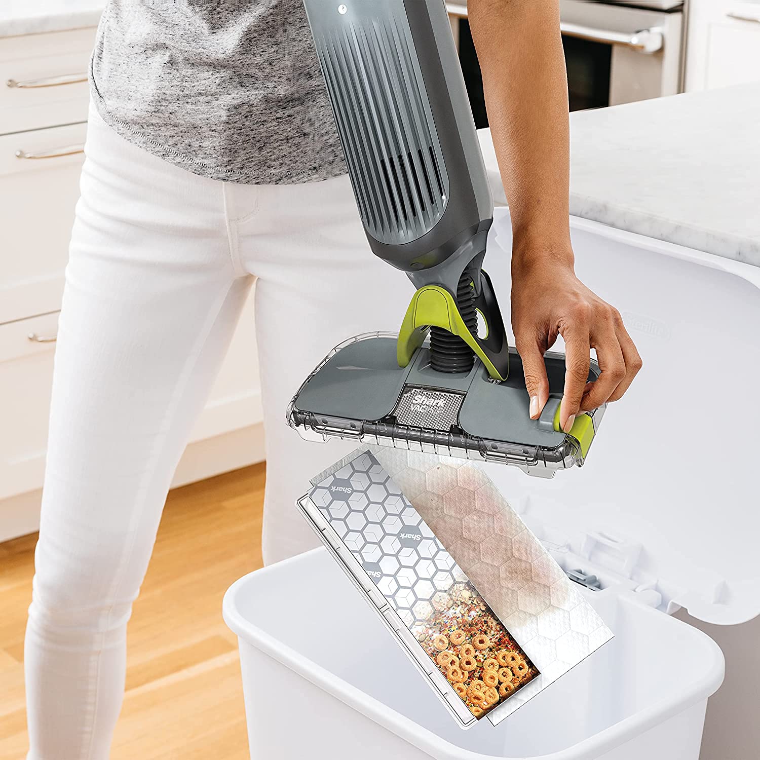 Shark VMP20 VACMOP Disposable Hard Floor Vacuum and Mop Pad Refills (20 ct.) & Multi-Surface Cleaner Bundle (2 Liter Bottle), Spring Clean Scent (Packaging May Vary)