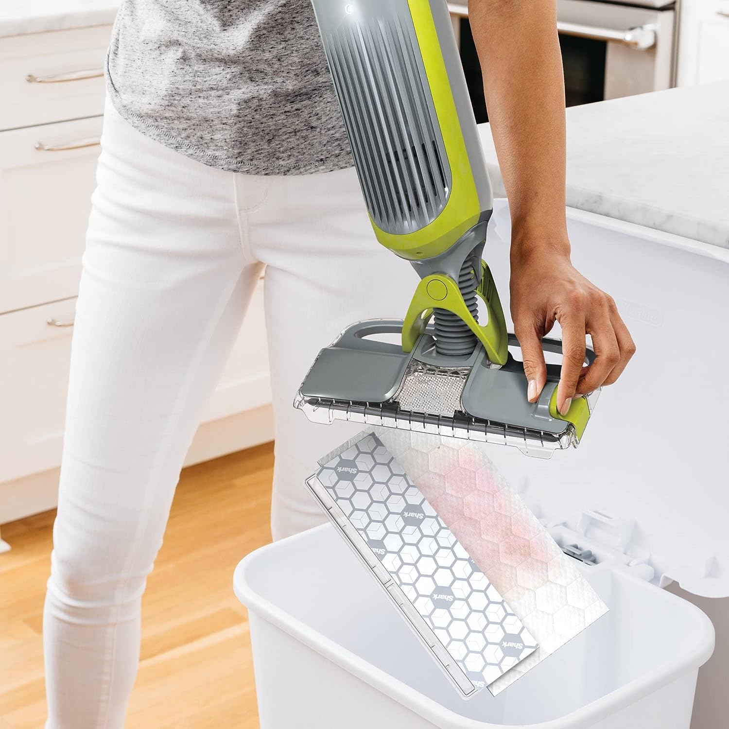 Shark VM200P10 VACMOP Cordless Hard Floor Vacuum Mop with 10 Disposable Pads and 12 oz solution Charcoal Gray -(Renewed)…