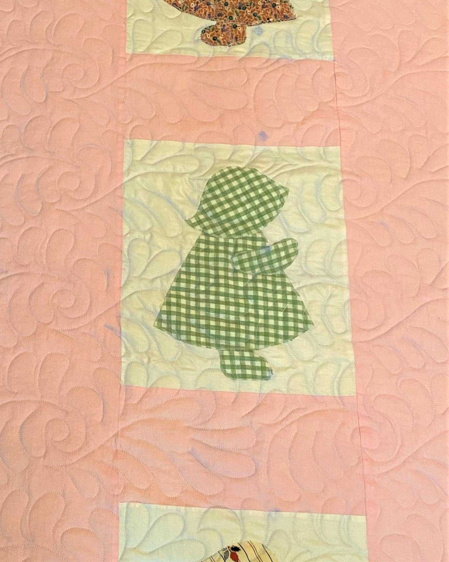 Full Line Stencil - Flurry of Feathers - Edge to Edge Stencil, Continuous Line Template for Free Motion Quilting, Domestic Machine Quilting, Hand Quilting, Long-Arm Quilting (50030)