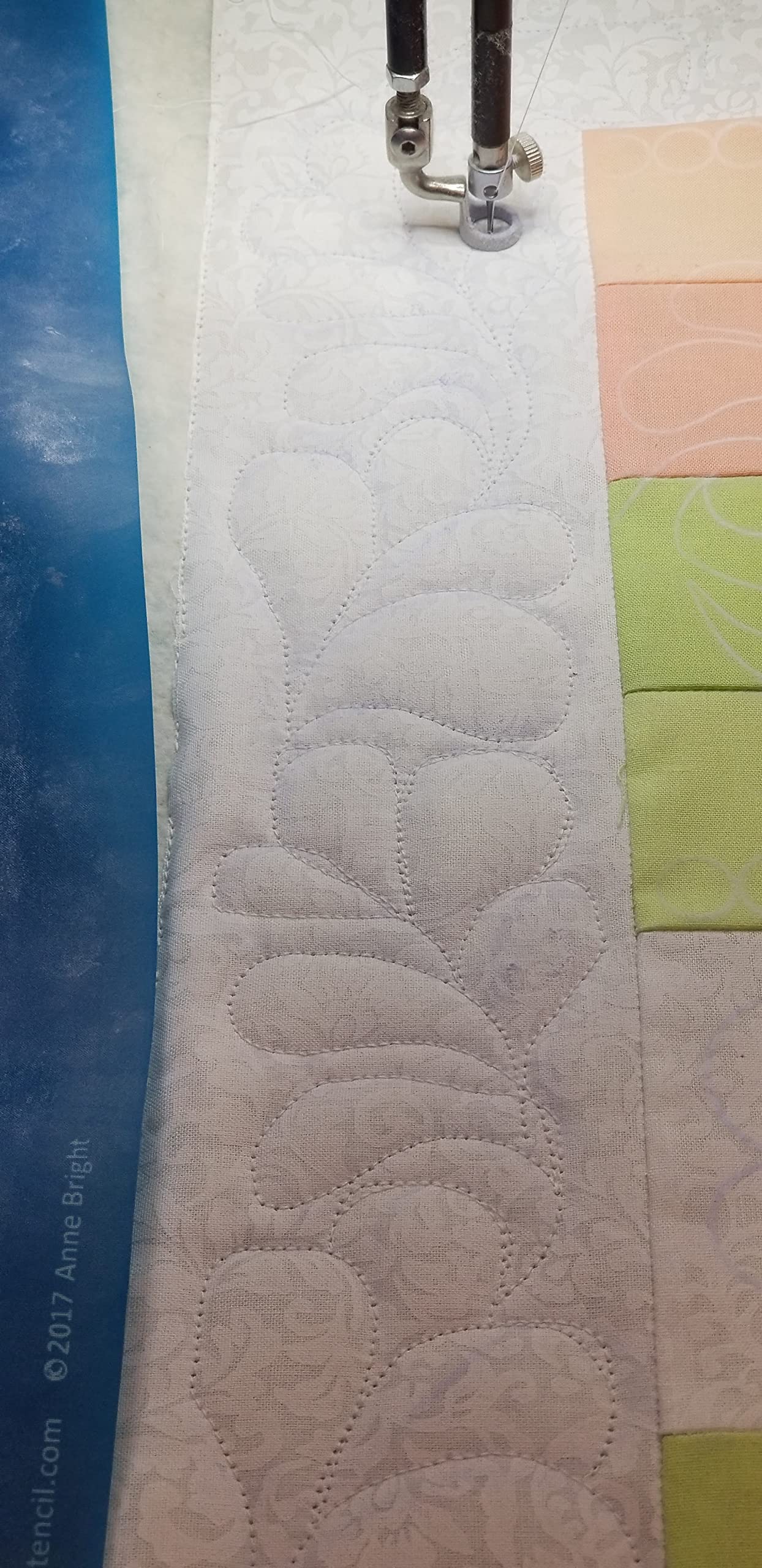 Full Line Stencil - Flurry of Feathers - Edge to Edge Stencil, Continuous Line Template for Free Motion Quilting, Domestic Machine Quilting, Hand Quilting, Long-Arm Quilting (50030)