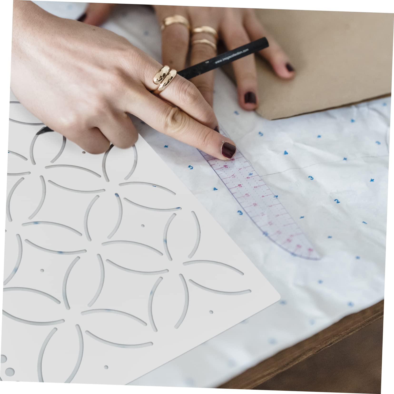 VILLCASE Quilting Stencils for DIY Clothing Multi-Function Sewing Embroidery Template Ruler Sewing Gauge