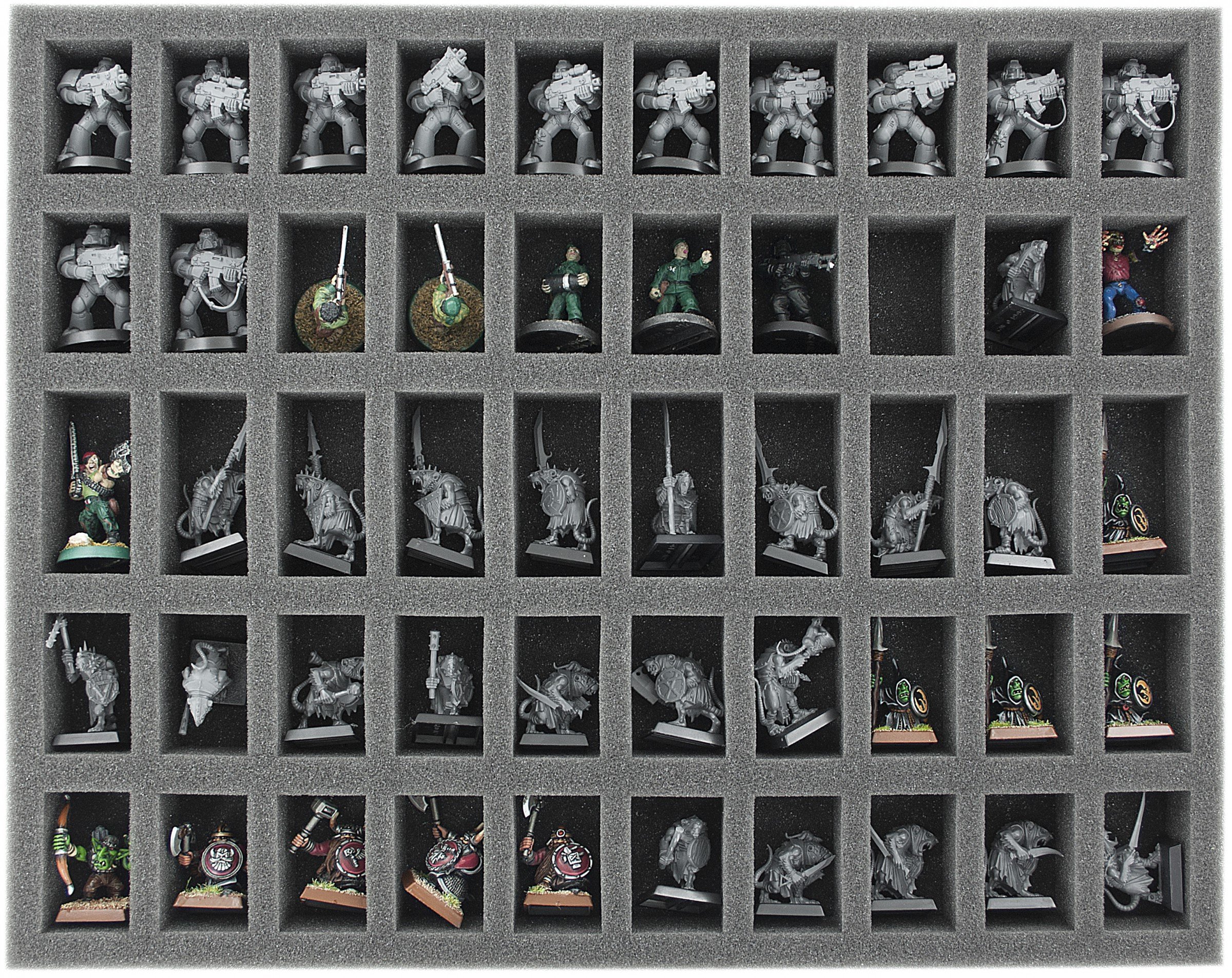 Feldherr Maxi Figure Case Compatible with 150 Standard Sized Figures and Tanks or Monster
