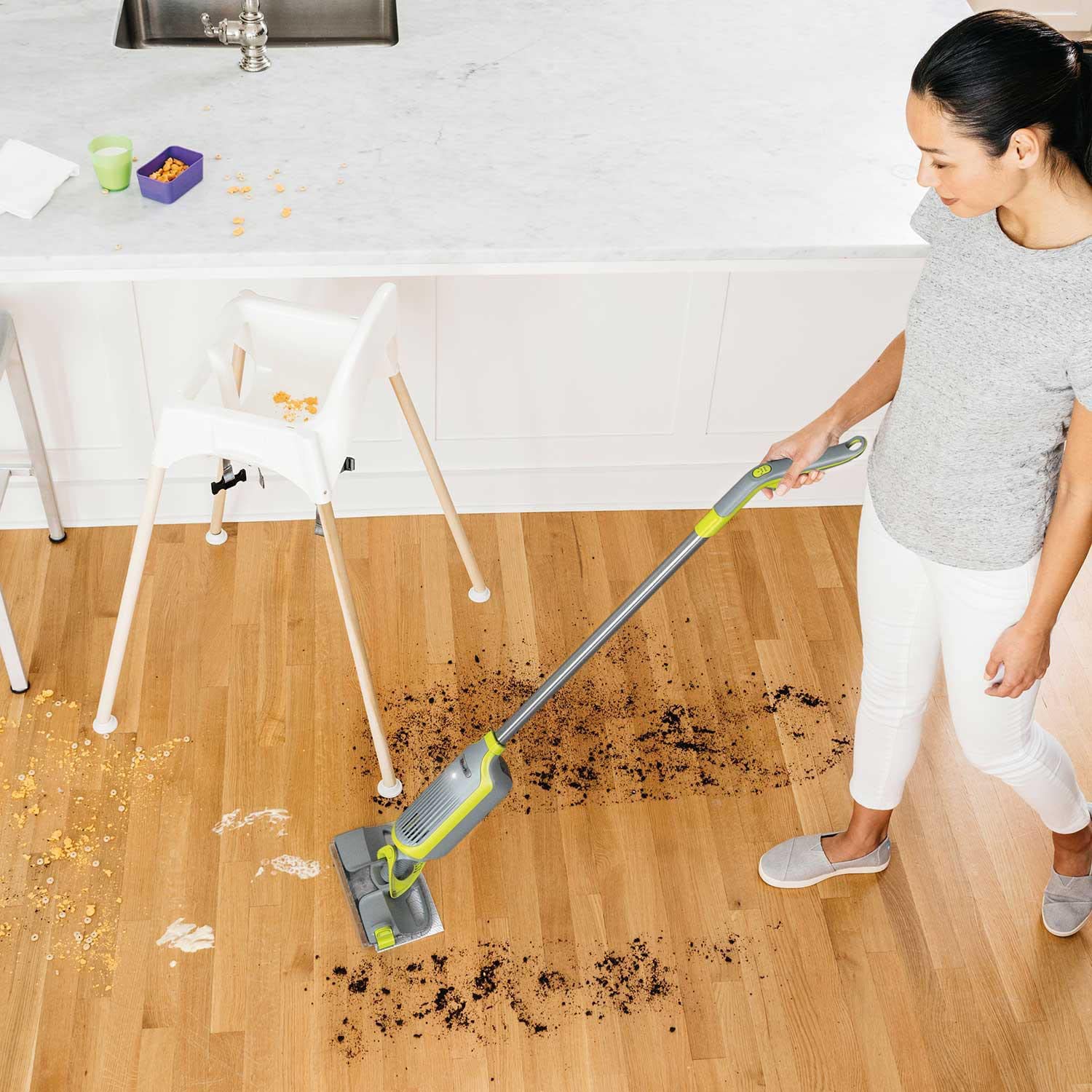 Shark VC205 VACMOP Pro Max Cordless Hard Floor Vacuum Mop with Disposable Pad Cleaning Solution (Renewed)