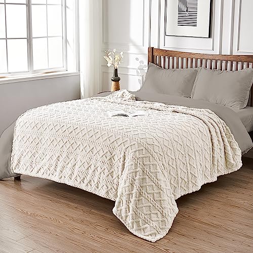 Edenleaf Sherpa Fleece Throw Blankets for Couch - Decorative Cream Throws Blanket with Stylish Pattern for Couch Sofa Living Room and Bed-All Season Blanket (Cream, 50x70 Inches)