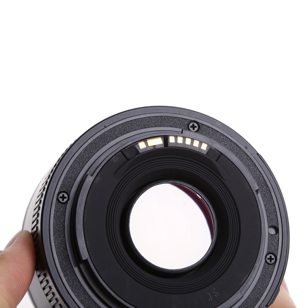 Yongnuo YN50mm F/1.8 Lens Large Aperture AF Lens in Black for Canon EOS Rebel Digital Camera+INSEESI Clean Cloth (LYSB01535NNGY-ELECTRNCS)