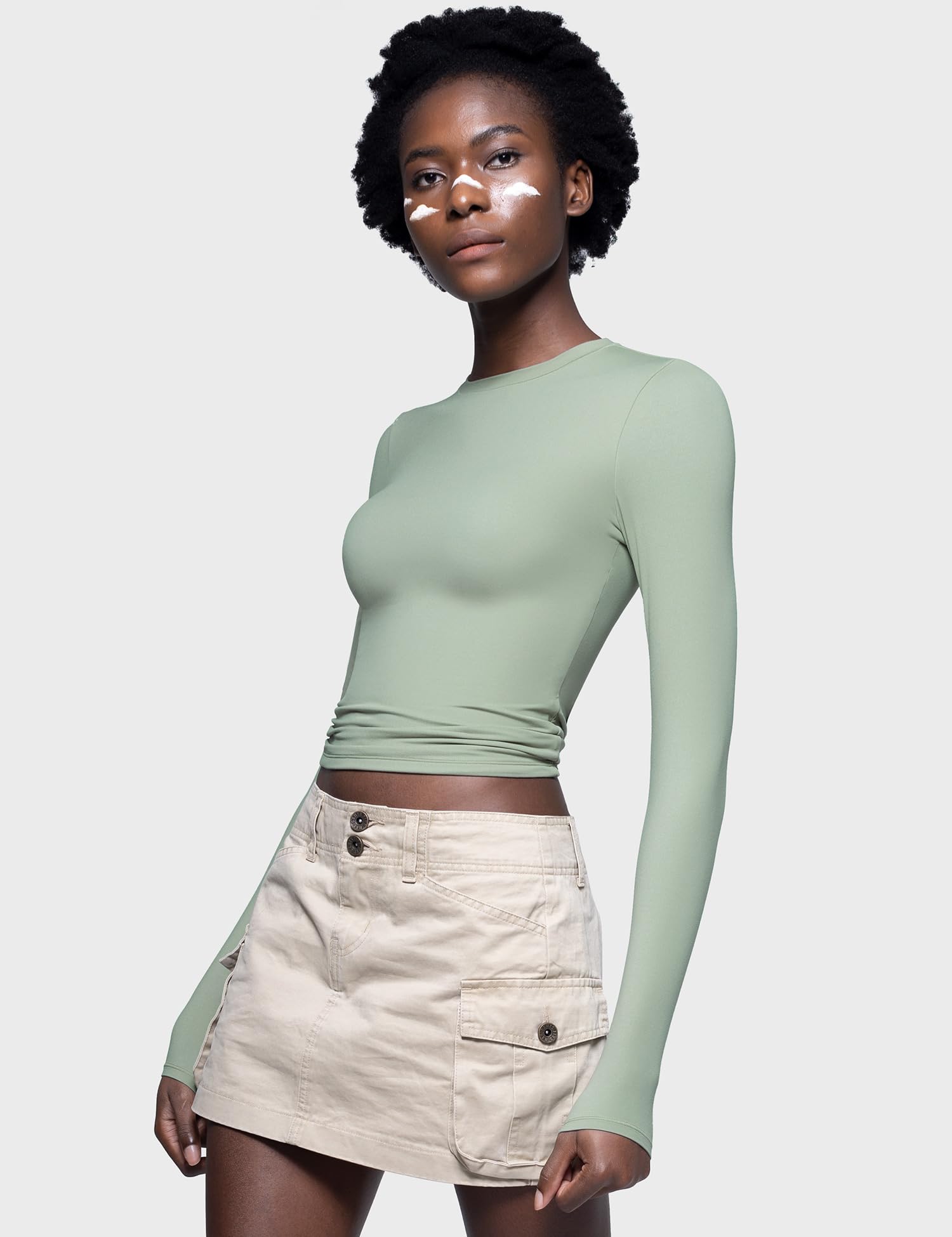 PUMIEY Women's Long Sleeve T Shirts Crew Neck Slim Fit Going Out Tops for Women Sexy Basic Tee, Sage Large