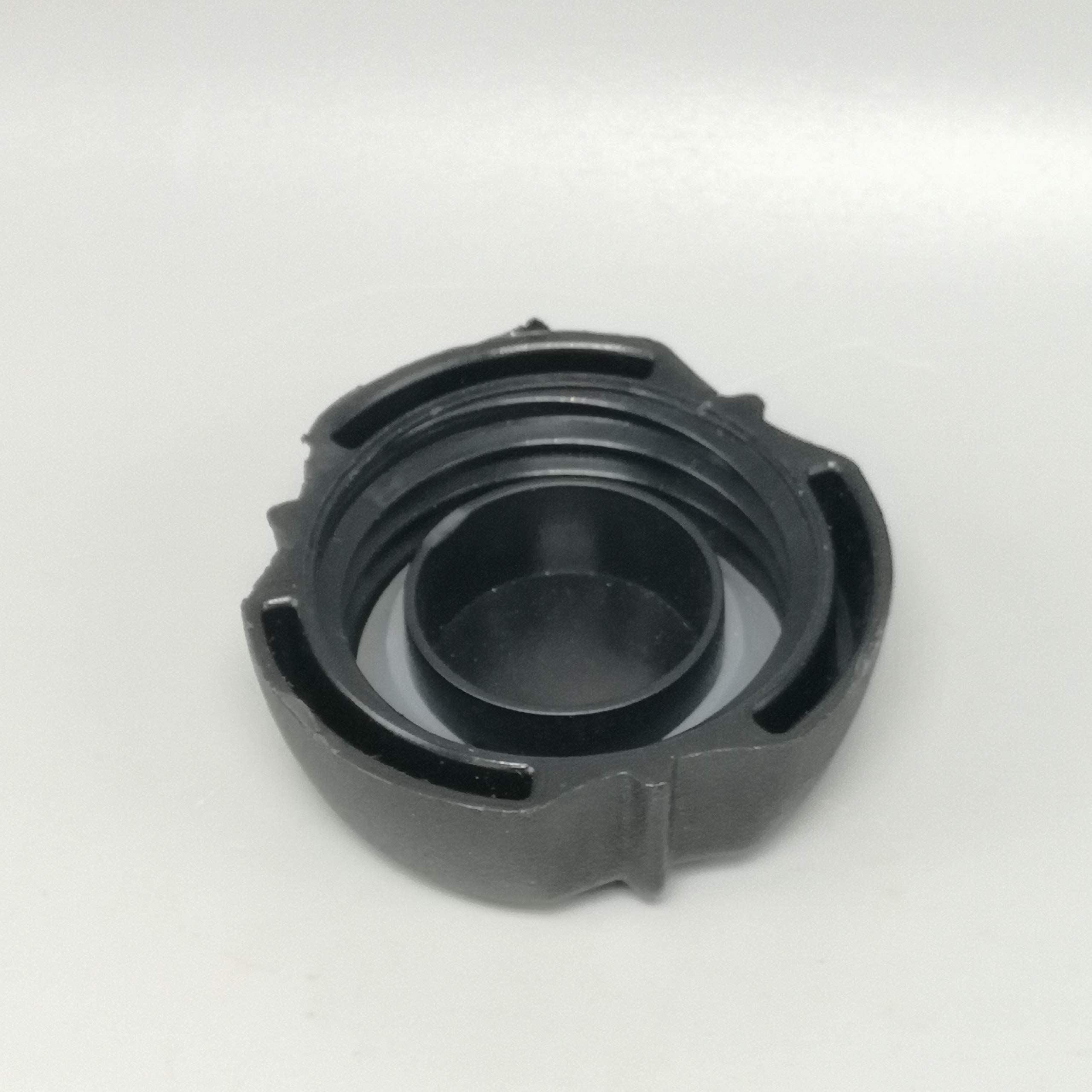 1pcs 692046 Fuel Tank Cap for B & S Intek Model Series 121600 Vertical, 3.5-6.75 HP Vertical Max