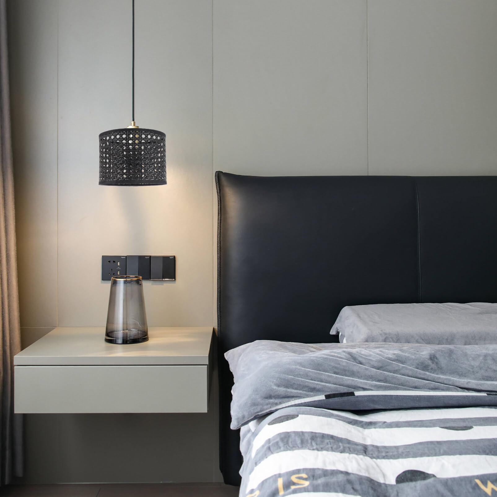 EXCEART Small Woven Lamp Shade E27 16cm Plastic Pendant Lampshade Drum Chandelier Light Cover Wall Floor Table Lamp Bulb Cage Guard Rustic Hanging Light Fixture B