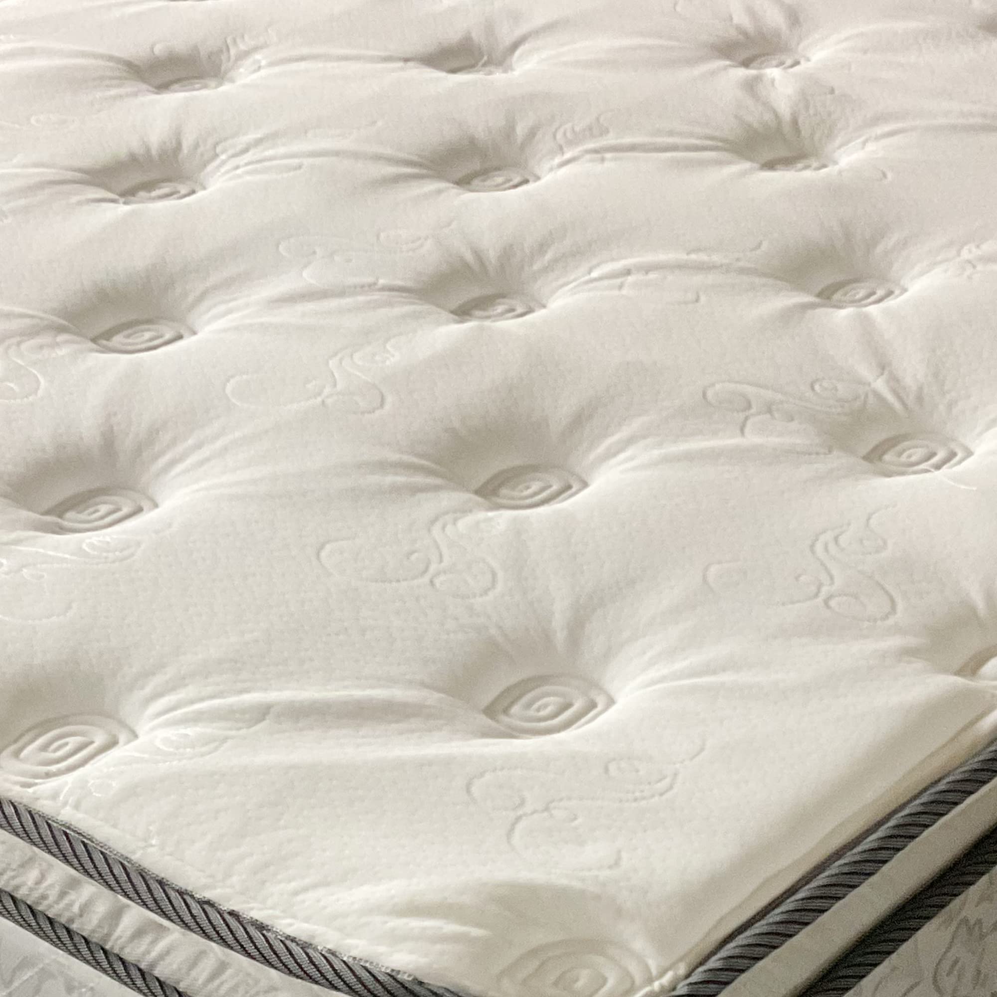 Mayton, 12-Inch Medium Plush Double Sided Pillowtop Innerspring Mattress, Full XL