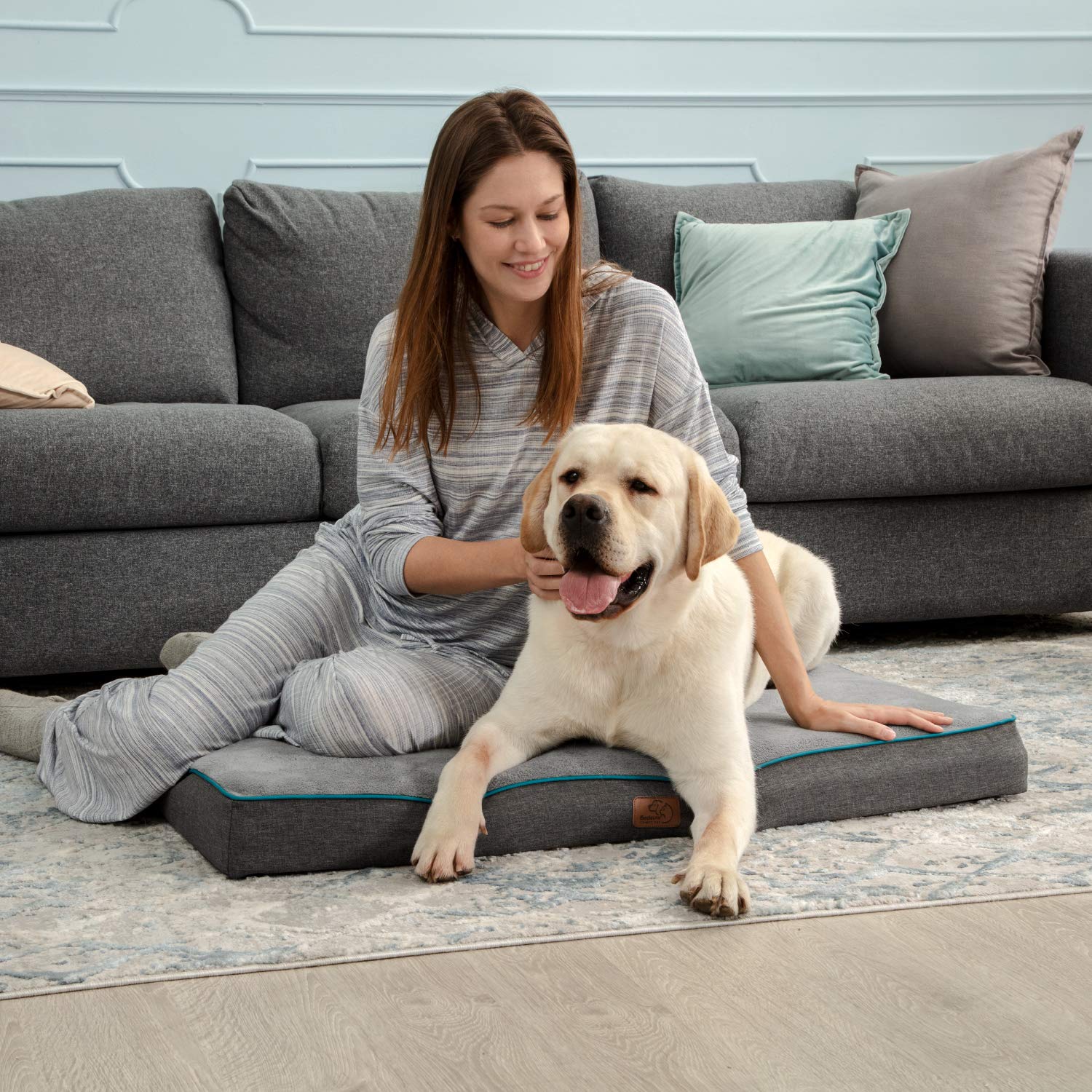 Bedsure Memory Foam Dog Bed for Extra Large Dogs - Orthopedic Waterproof Pet Mat for Crate with Removable Washable Cover and Nonskid Bottom - Water-Resistant Plush Flannel Fleece Top Pet Bed, Grey