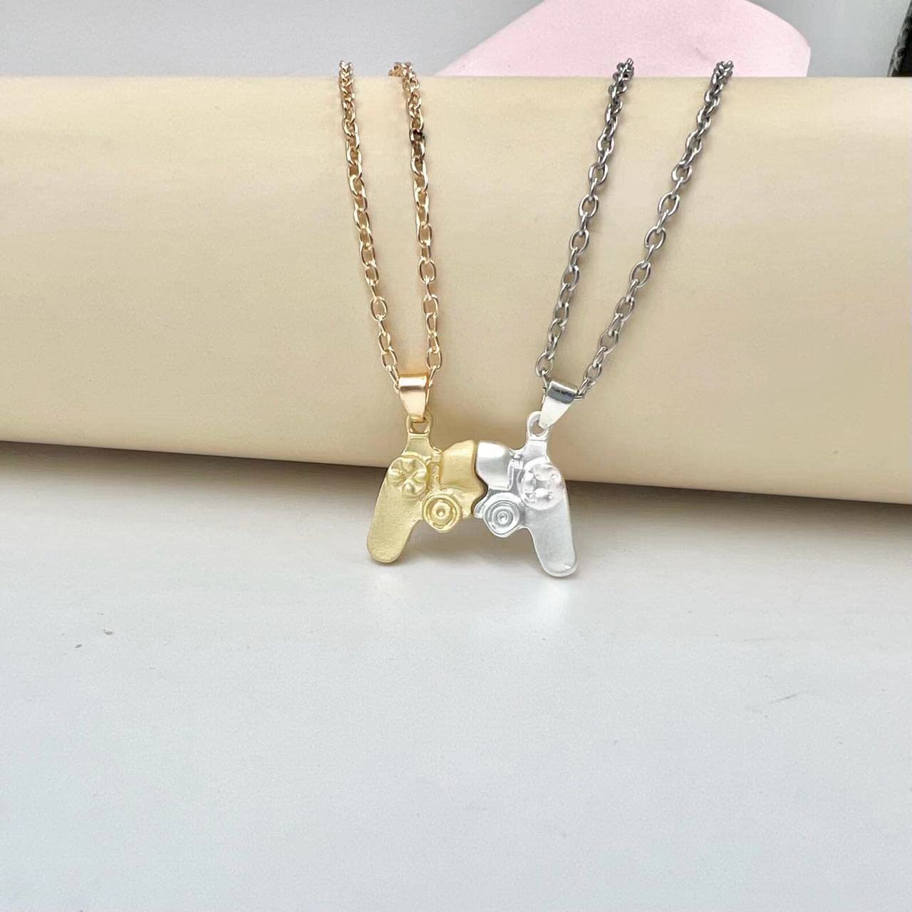 Cicod Game Controller Necklaces for Women,Matching Necklace for Couples,Console Handle Pendant for Best Friends Valentine's Him and Her Lovers Friendship Jewelry (Black+Silver)