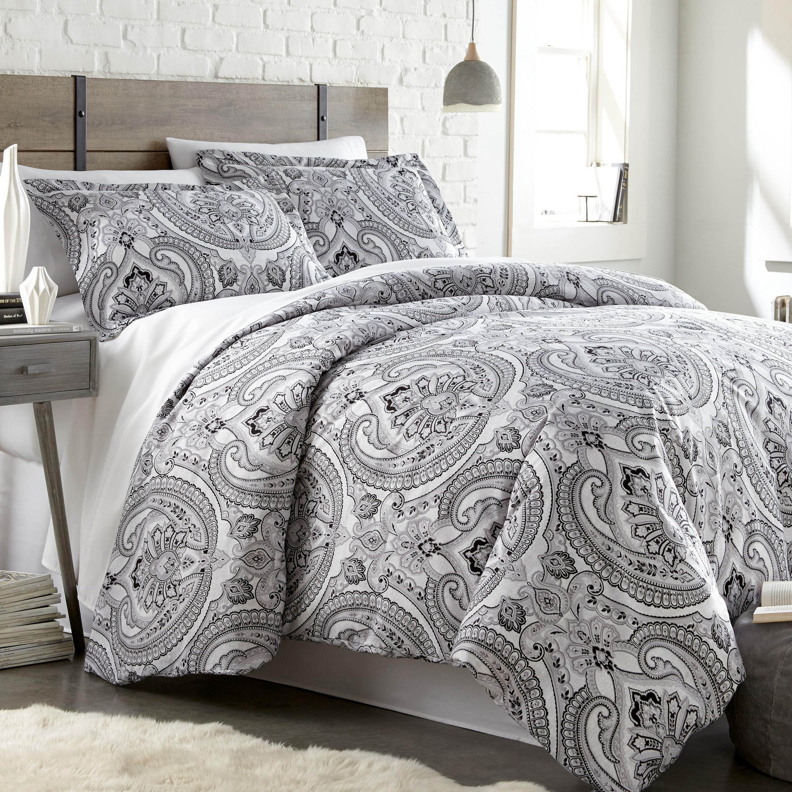 SouthShore FINE LINENS Pure Melody Collection - Premium Quality, Soft, Wrinkle, Fade, & Stain Resistant, Easy Care, Oversized Duvet Cover Set, Twin / Twin XL, Black