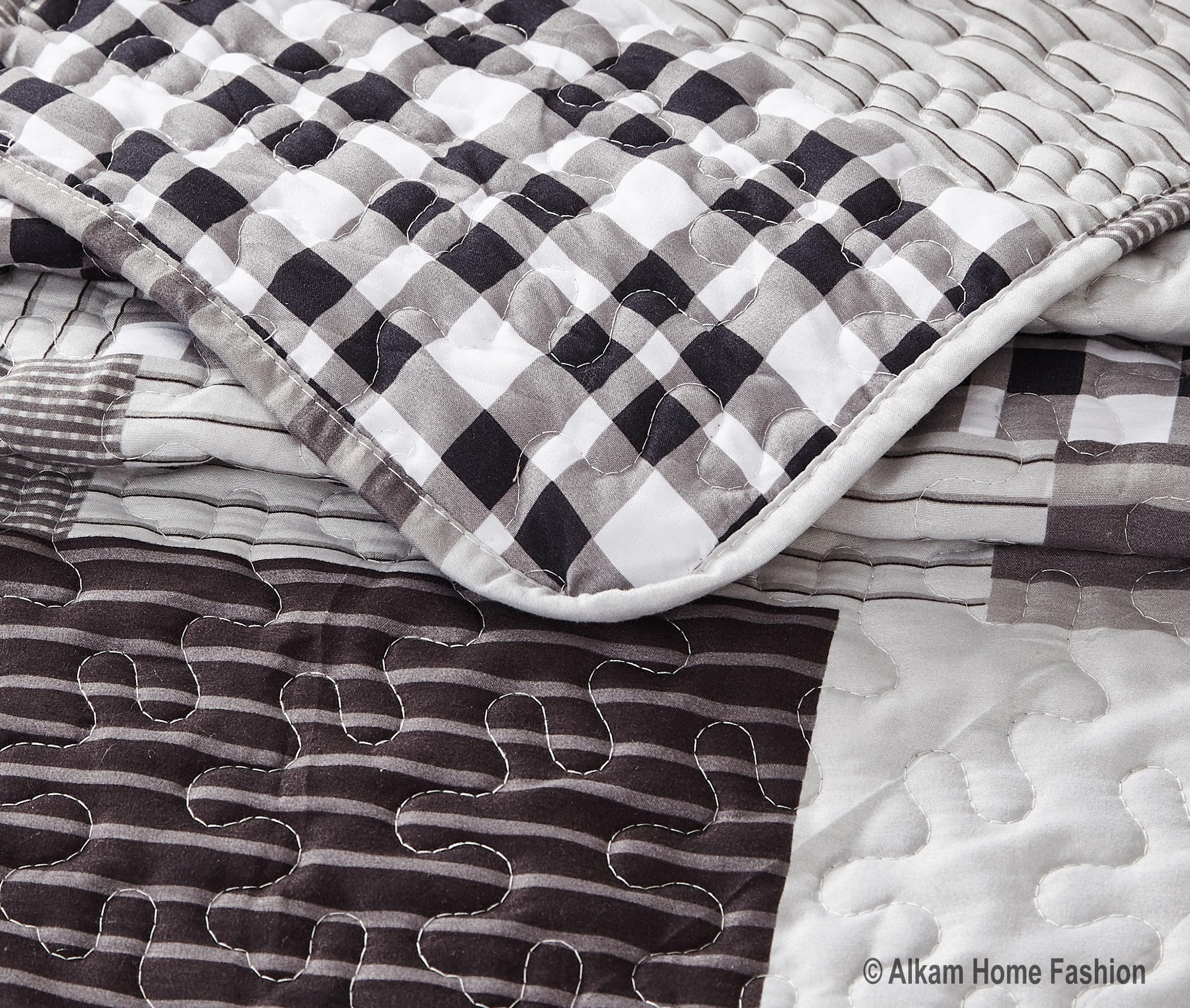 All American Collection Black and Grey Modern Plaid Bedspread and Pillow Sham Set | Matching Curtains Available! (Twin Size)