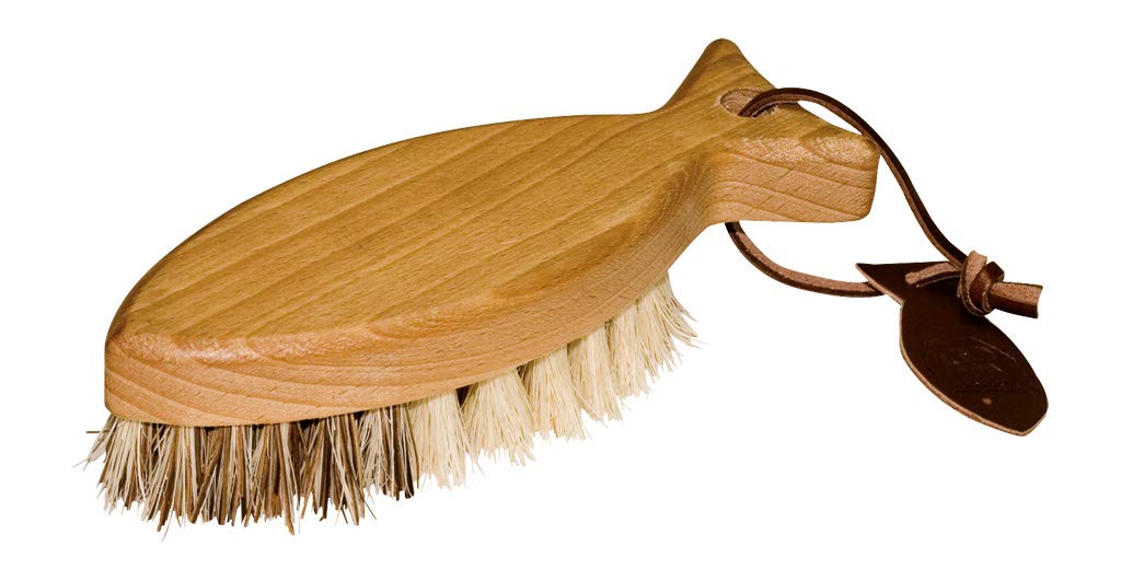 Redecker Tampico and Union Fiber Vegetable Brush with Oiled Beechwood Handle, Dual-Sided Brush Head with Hard and Soft Bristles, 6 inches, Made in Germany
