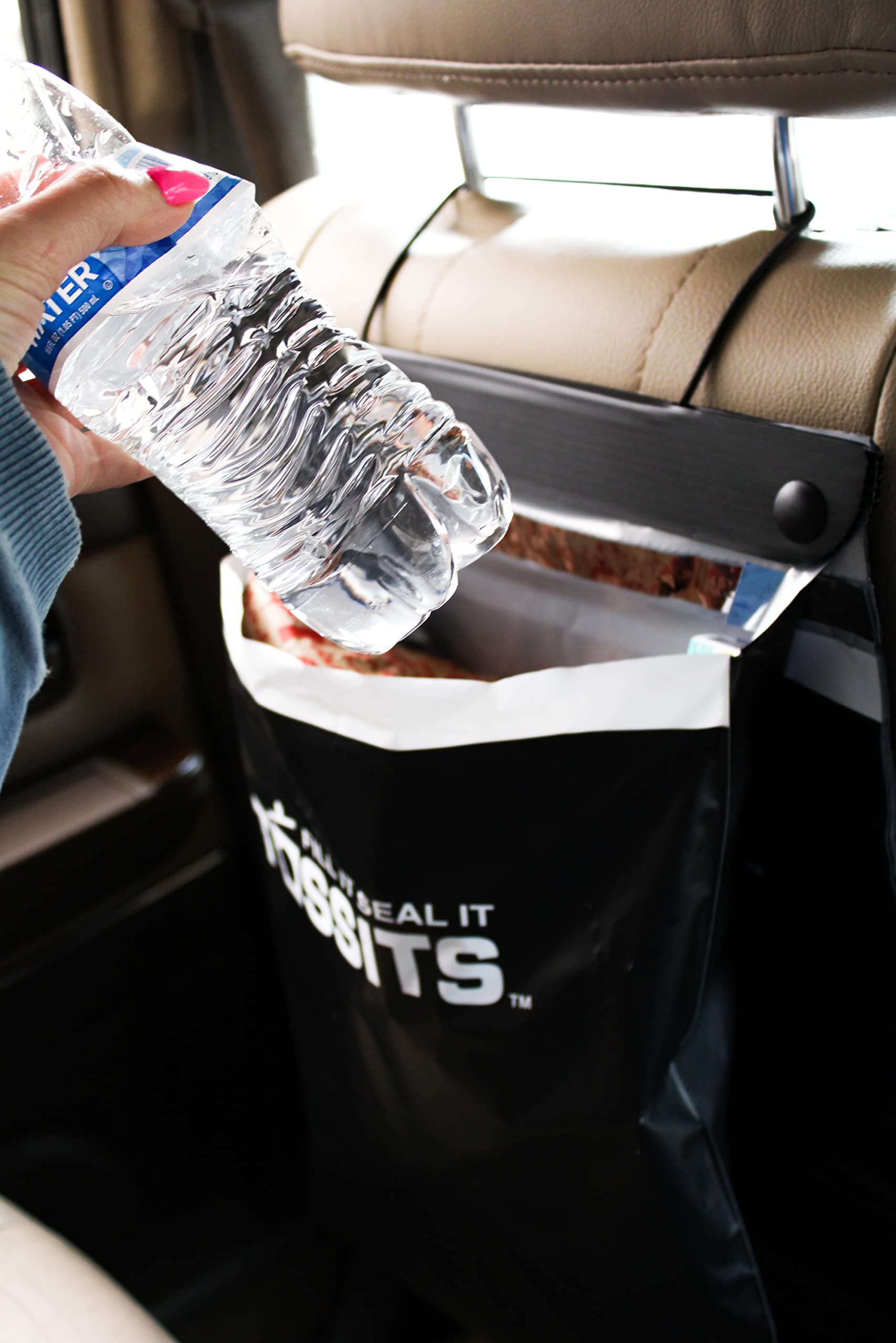 Tossits Disposable Garbage Bags (Set of 7) - Leakproof, Smellproof - Large, Car-Friendly