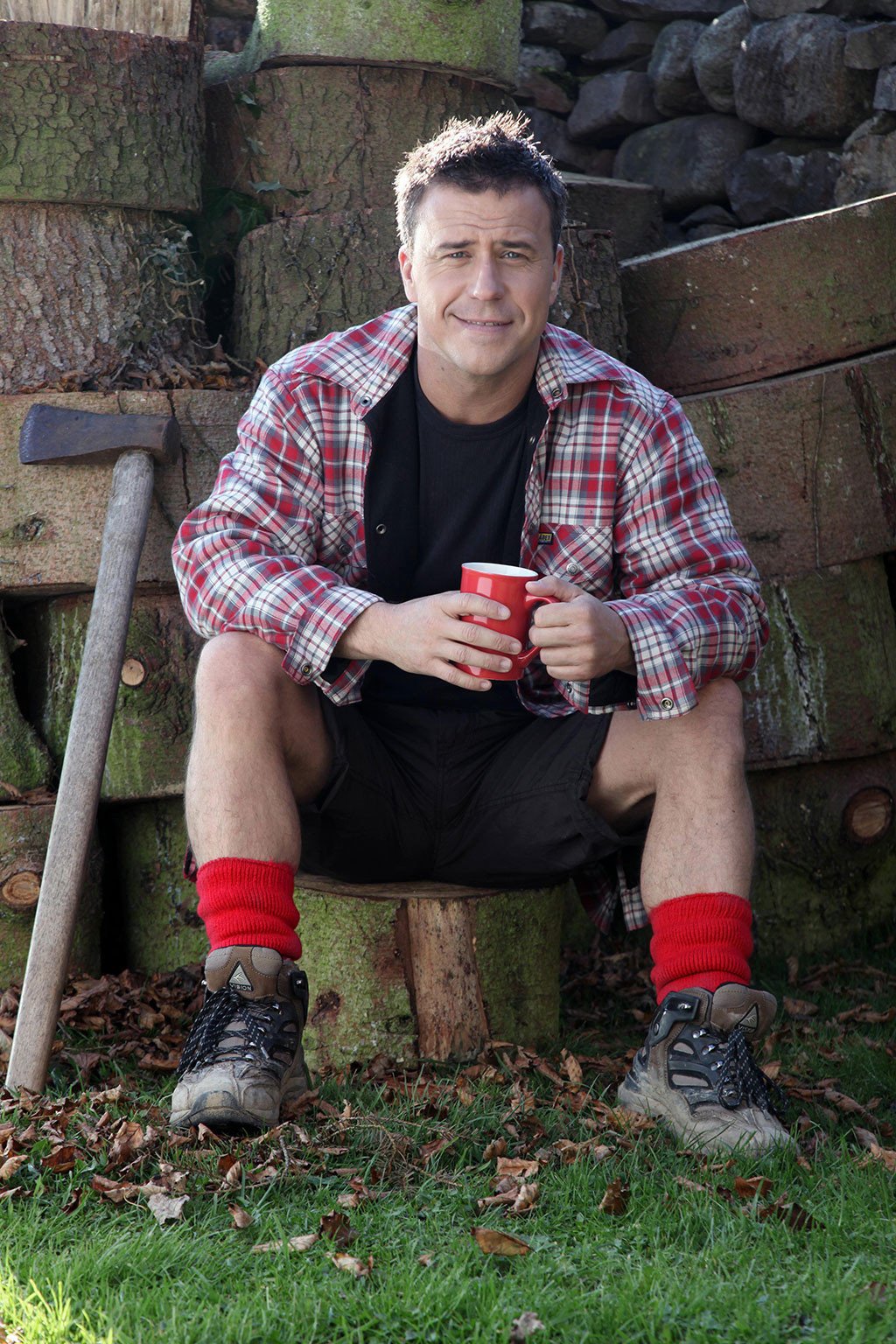 Heat Holders - Mens Winter Warm Thick Bigfoot Thermal Crew Socks Size 13-15 US (Red)