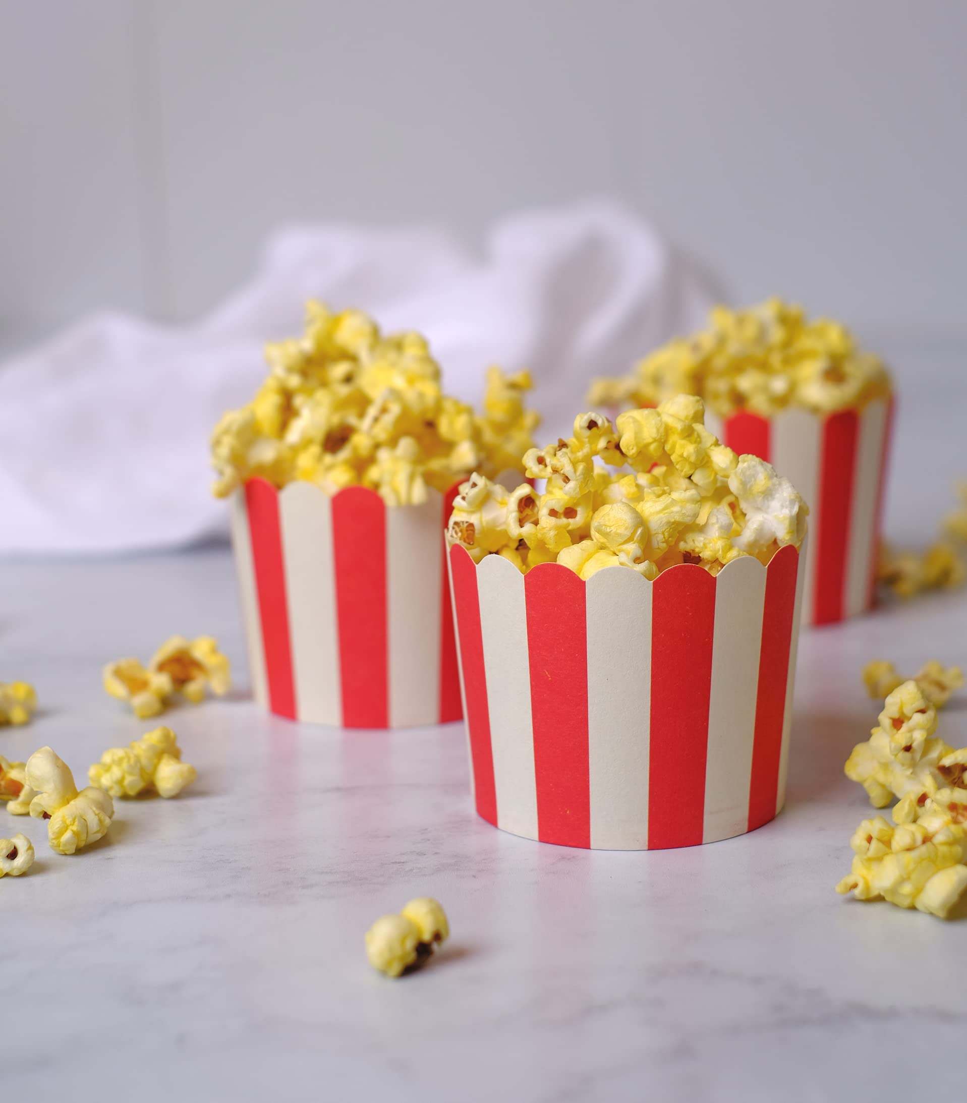 Amish Country Popcorn | Collapsible Silicone Microwave Popper with Customized ACP Logo | BPA and PVC Free Popcorn Bowl with Handles | Dishwasher Safe | Includes 2-2 oz Bags of Kernels (Black)