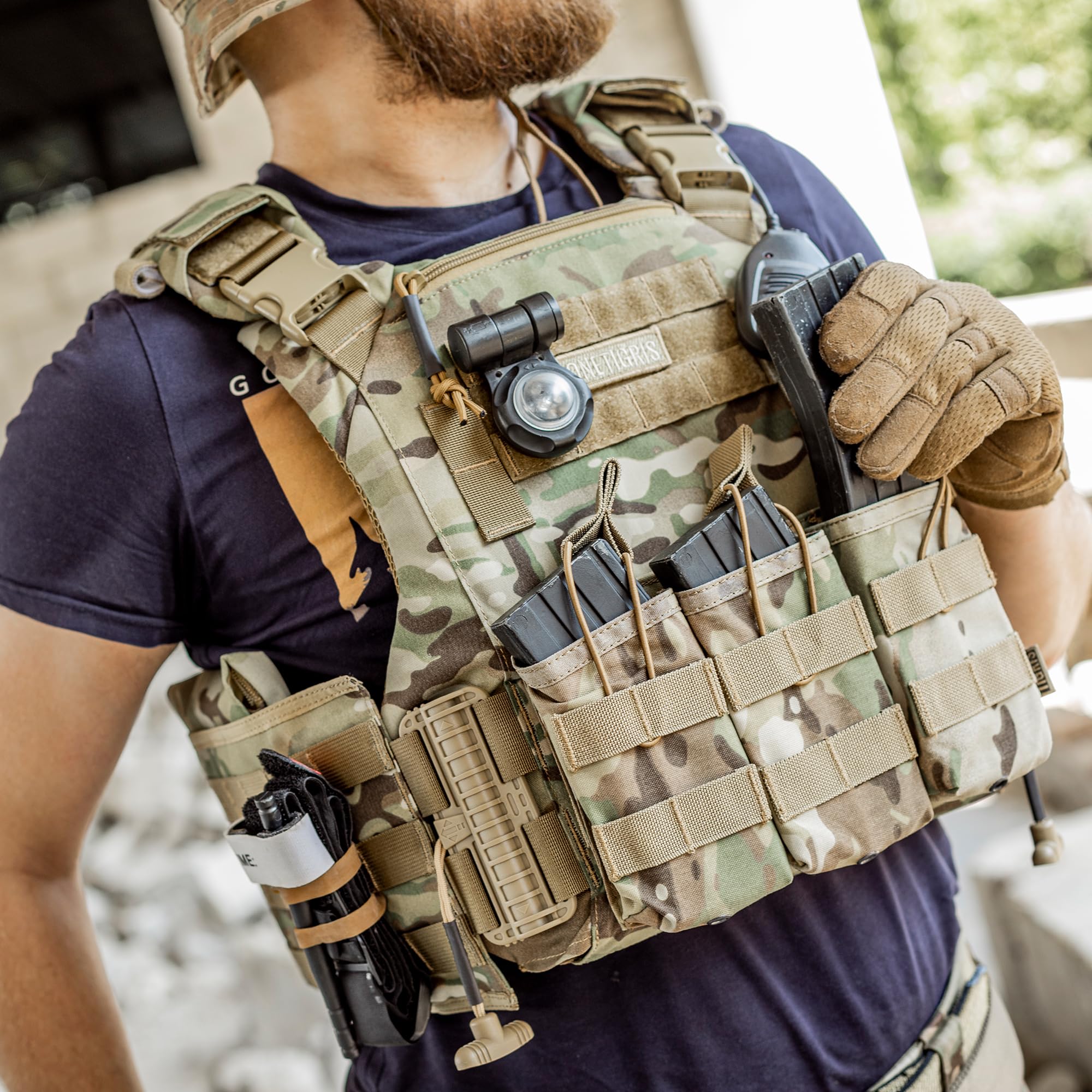 OneTigris Tactical Molle Mag Pouch,Open Top Triple Magazine Pouch for 5.56mm M4 M16 AK AR Glock M1911 9mm with Quick Release Kydex Insert and MOLLE Compatible(Camouflage)