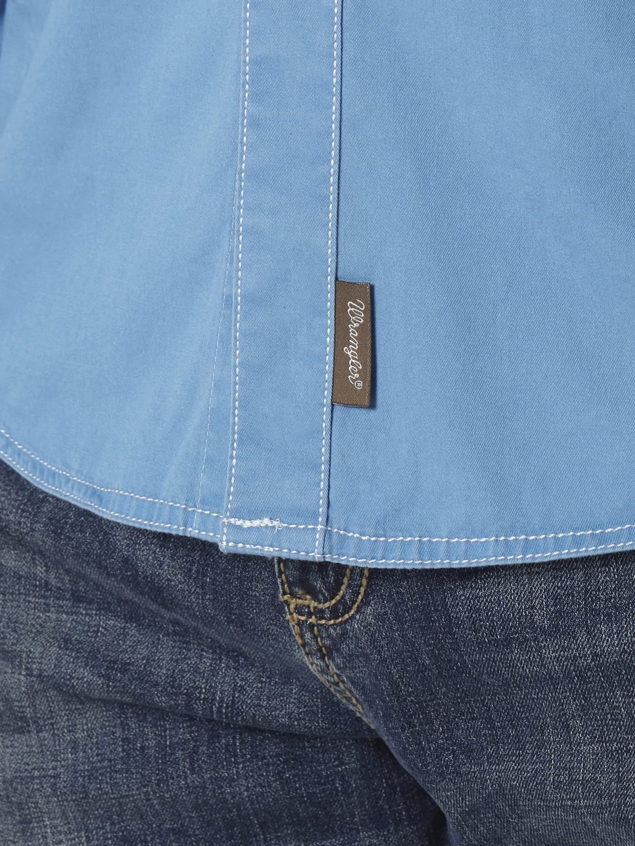 Wrangler Men's Retro Two Pocket Long Sleeve Snap Shirt, Blue, X-Large