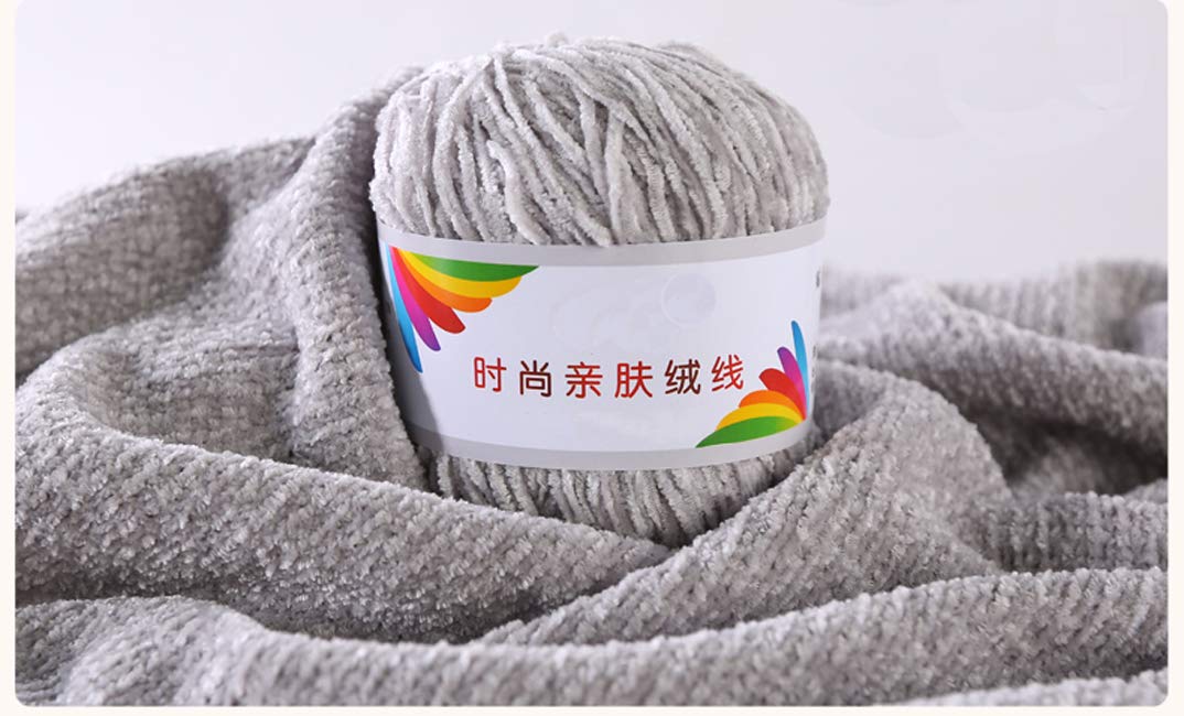 Truevalue 4 Skeins Chenille Yarn, Hand Knitting Glossy Chenille Velvet Blanket Yarn for Crochet Weaving DIY Craft Total 400g (Light Grey)