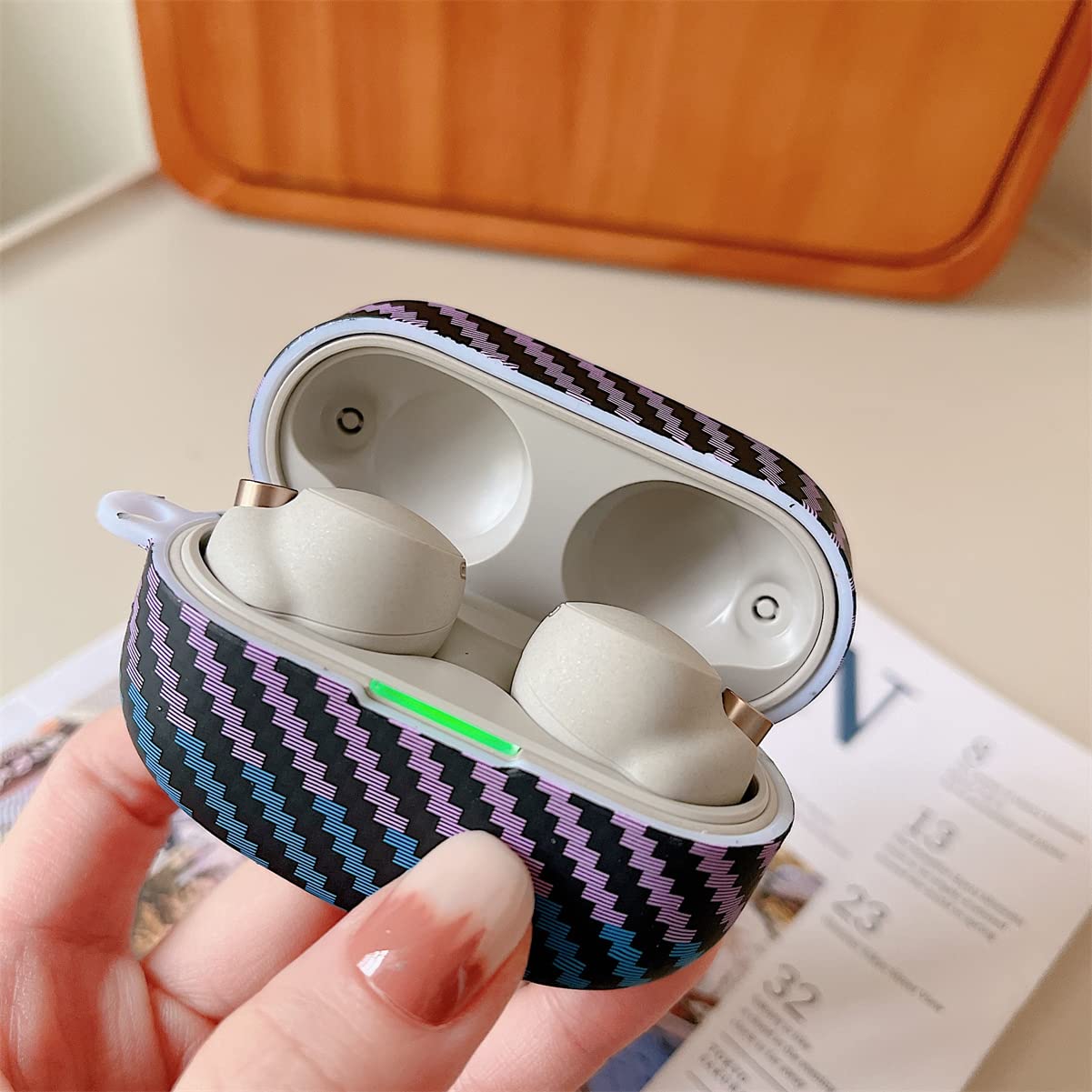 DAYJOY Dual Color Carbon Fiber Pattern Hard Plastic Protective PC Case Cover Sleeve Compatible with Sony WF-1000XM4 Earbuds, Frosted Touch Feel Protective Skin Sleeve with Carabiner (B)