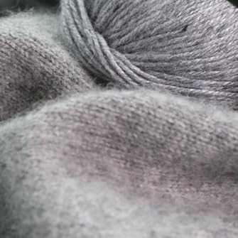 Luxurious Hand-Knitted Cashmere Yarn Ball for Scarf, Sweater, and Clothes - Premium Mongolian Cashmere Wool Knitting Yarn (Color : 1pc 21)