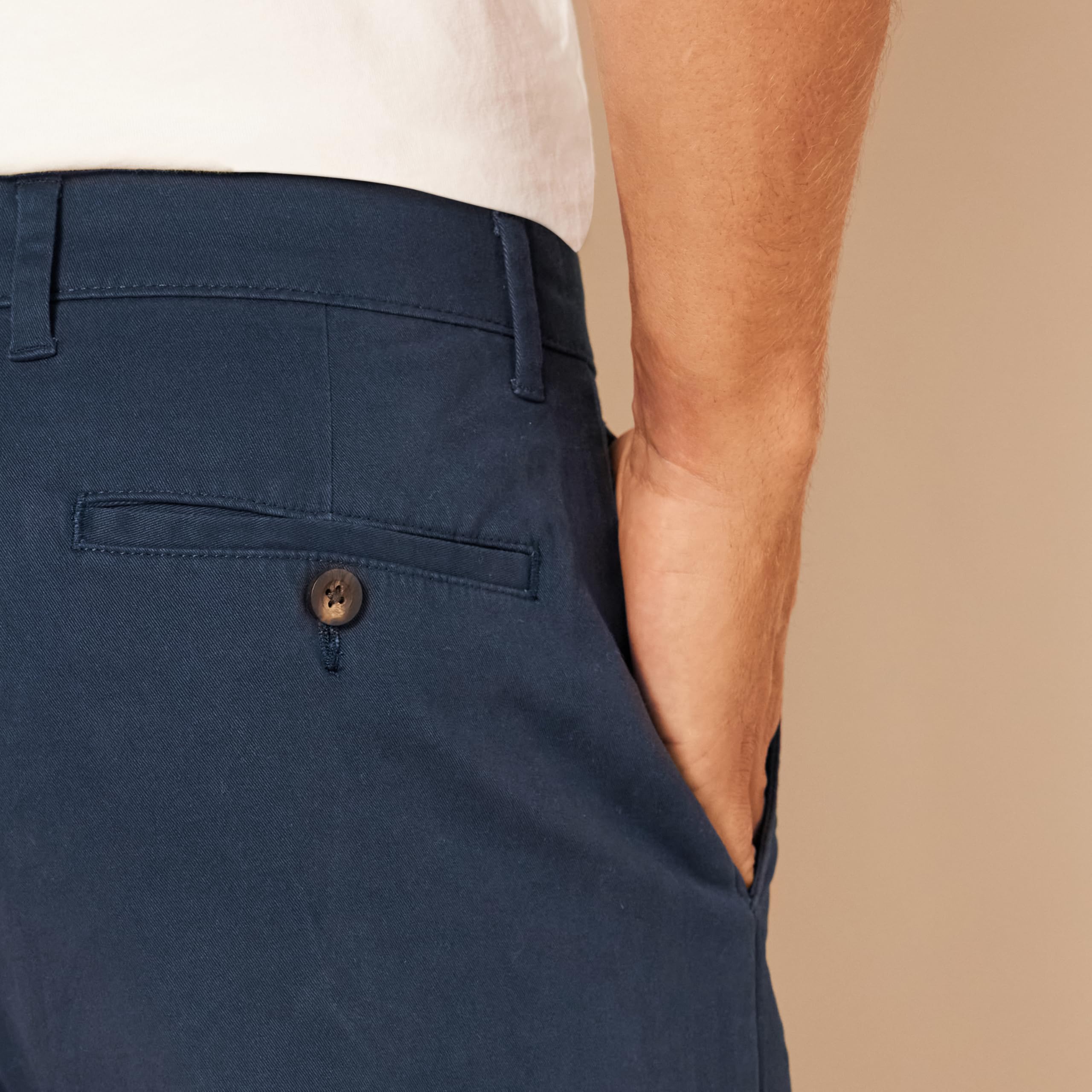 Amazon Essentials Men's Athletic-Fit Casual Stretch Chino Pant (Available in Big & Tall), Dark Navy, 40W x 32L