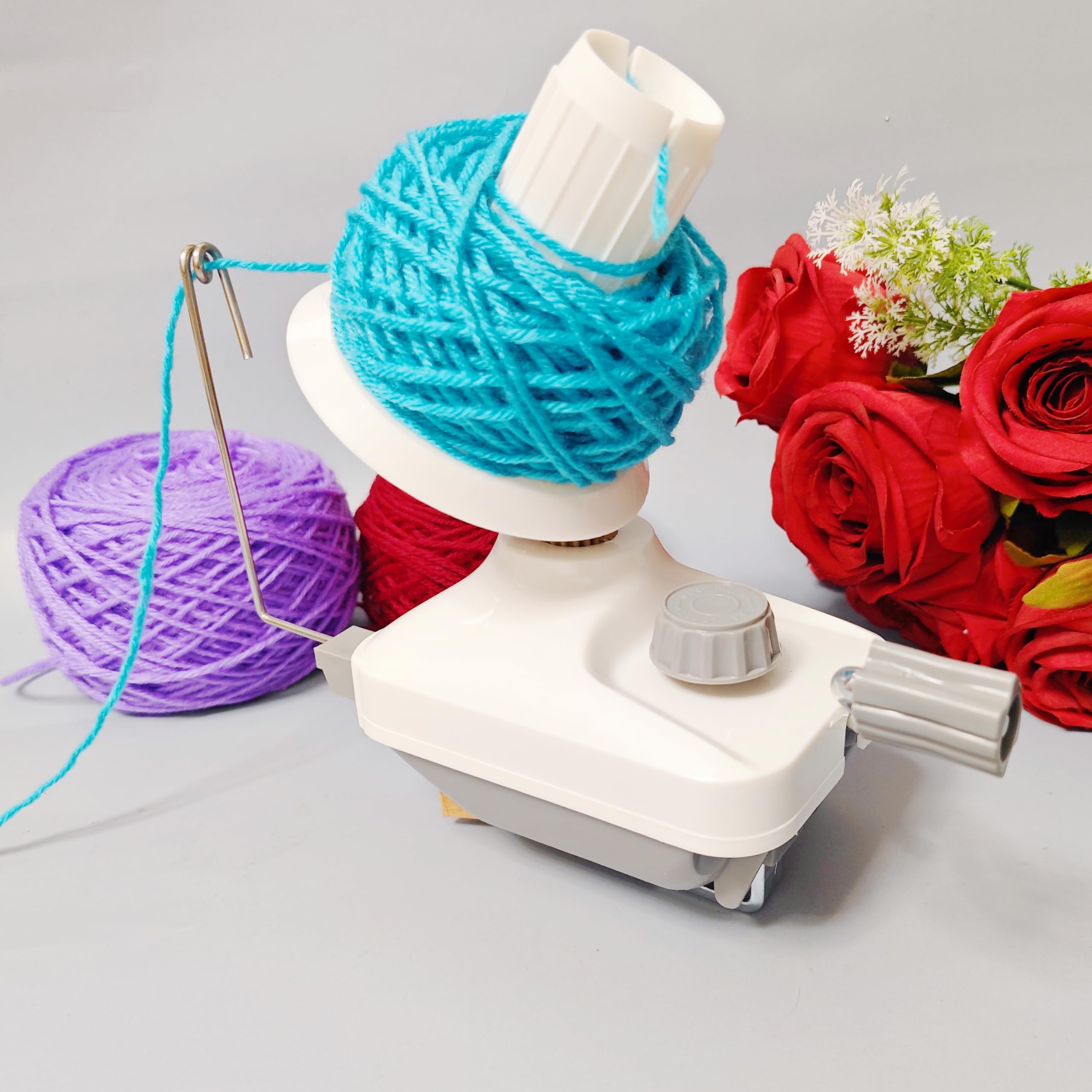 Yarn Ball Winder Hand Operated Winding Wool Winder Machine Yarn String Ball Winder, Convenient Ball Winder for Yarn Tabletop Clamp, White and Gray