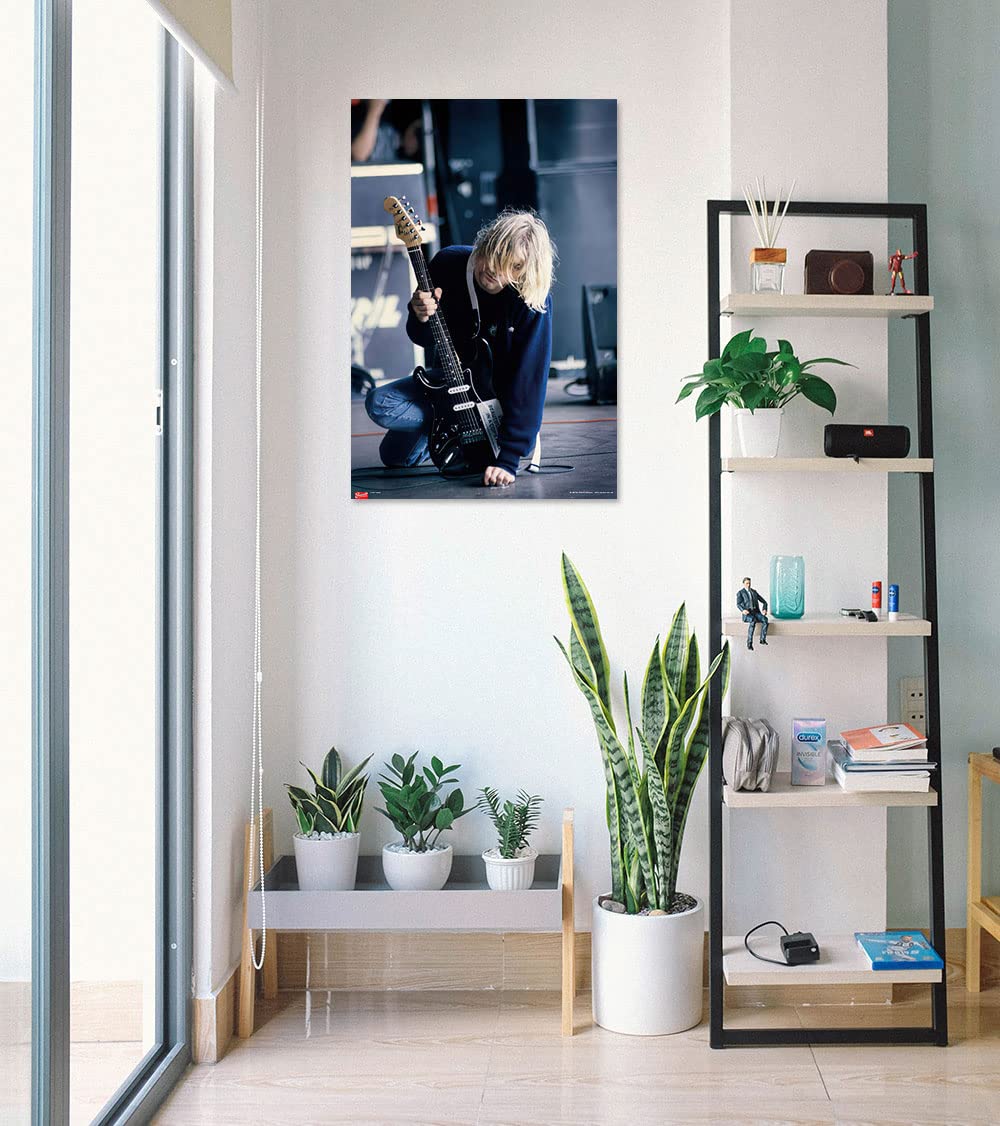 POSTER STOP ONLINE Kurt Cobain Poster 24 x 36in