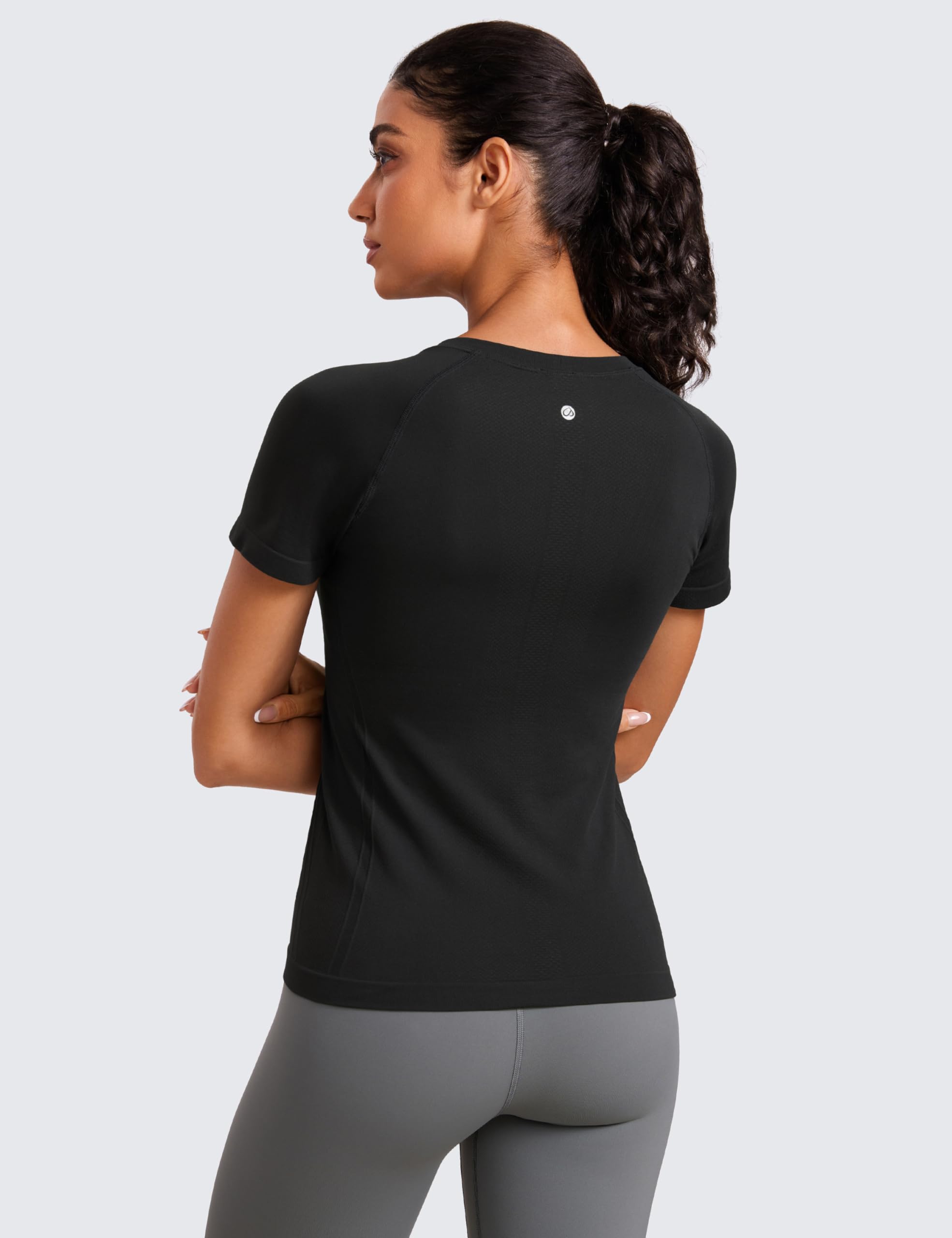 CRZ YOGA Seamless Workout Tops for Women Short Sleeve Athletic Tees Breathable Gym Running Yoga Shirts Black Medium