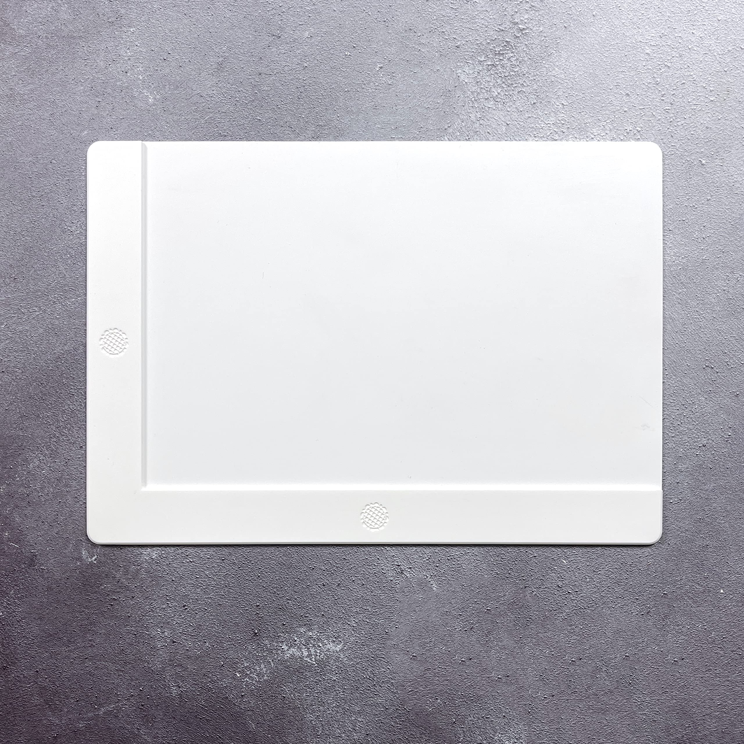 Waffle Flower 6x9 Media Mat - Matte White Silicone Craft Mat w/Bag for Ink Blending. Non-Slip, Waterproof, Heat-Resistant, Non-Stick and Non-Reflective. 6 x 9 inch Open Edge for Bigger Media Sizes.