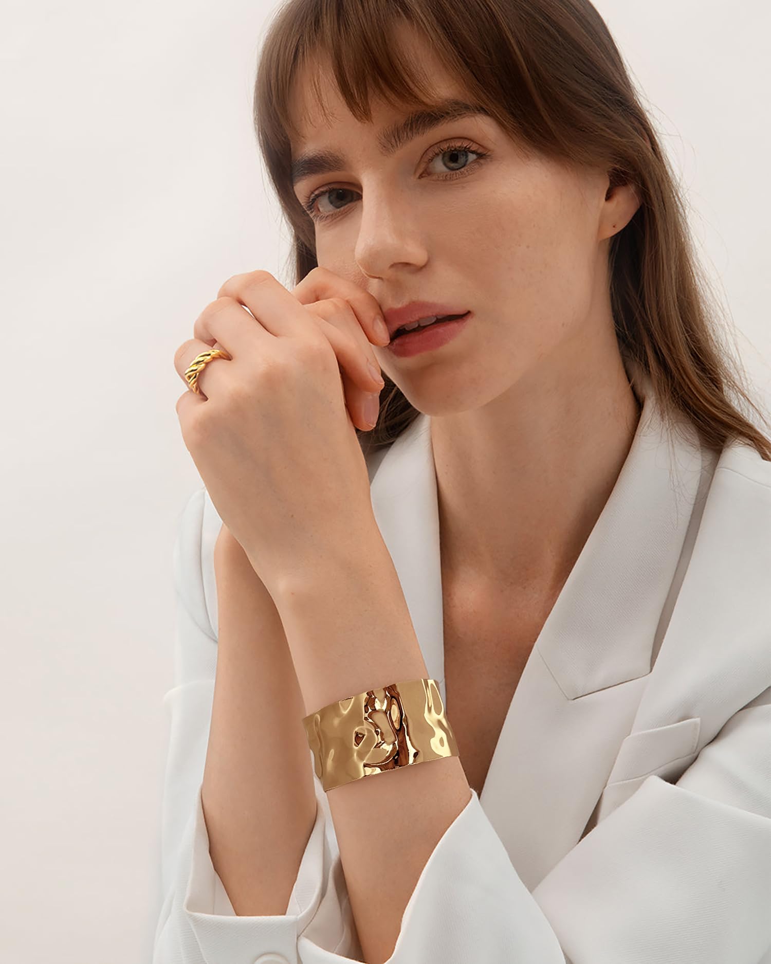 WOWORAMA Hammered Gold Cuff Bracelet for Women Wide Chunky Open Cuff Bangles Vintage Statement Gold Bracelet Adjustable Thick Wrist Cuff Bracelets