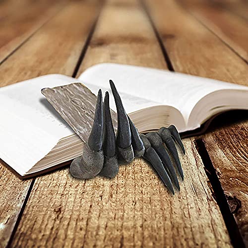 Tiffuniess Thriller Demon Hand Bookmark Devil's Bookmarks Horror Halloween Personalised Novelty Decoration Gift for Students Friends Family Black Height: 9cm / 3.5 inches;Length: 12cm /4.7inches