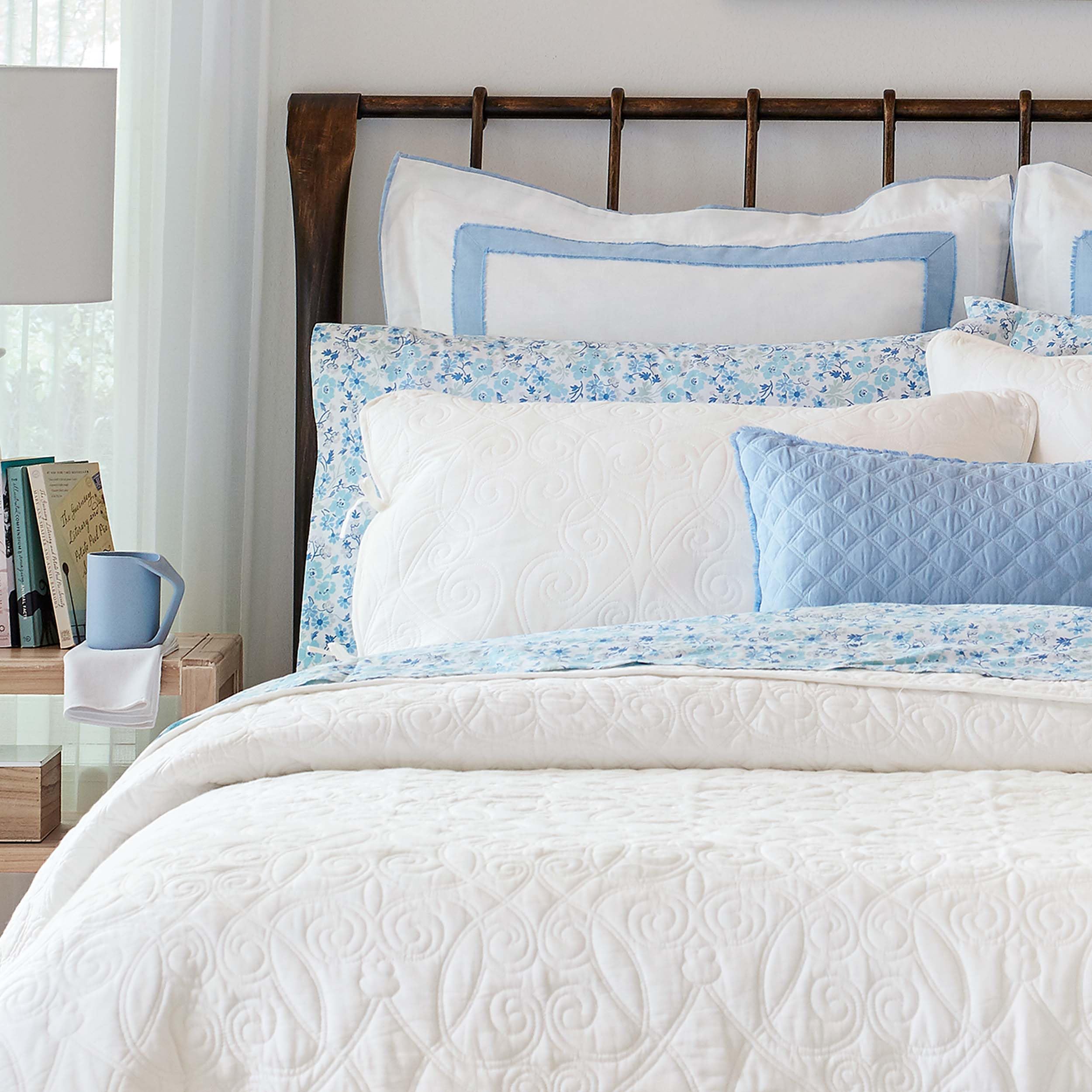 Laura Ashley Felicity Collection Quilt Set-100% Cotton, Reversible, All Season Bedding with Matching Sham(s), Pre-Washed for Added Softness, Queen, White